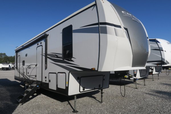 New Forest River Sierra Fifth Wheel Towables | Berryland Campers
