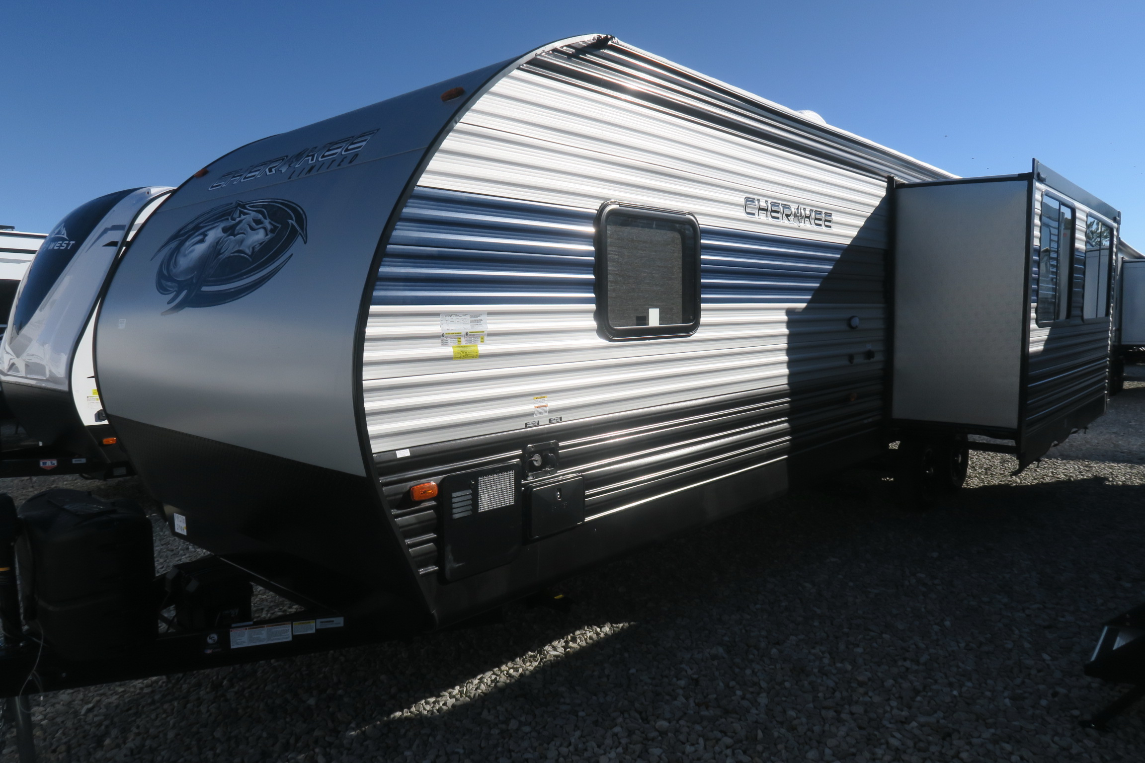 NEW 2021 CHEROKEE 274RK - Overview | Berryland Campers