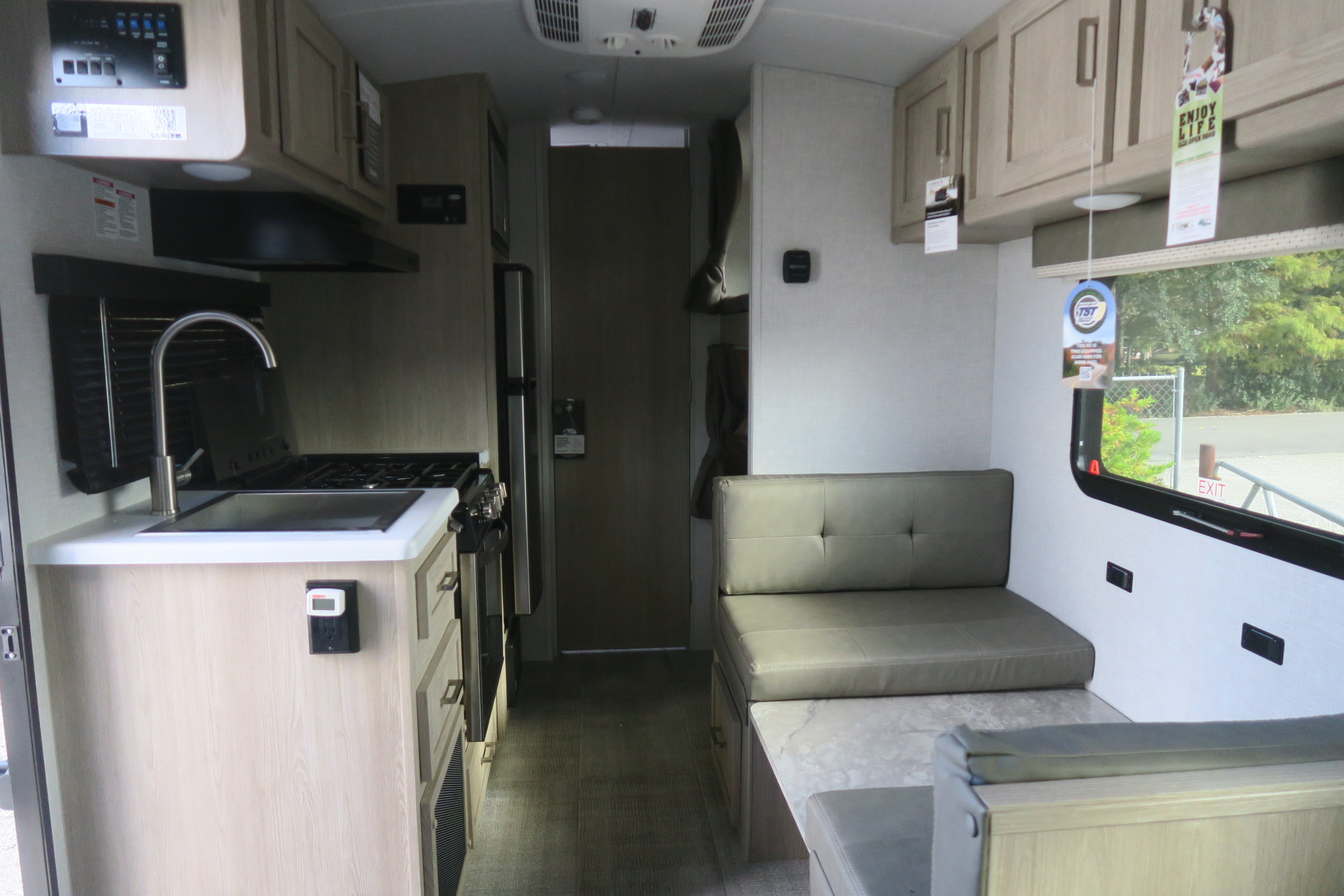 NEW 2021 ROCKWOOD GEO PRO 19BH - Overview | Berryland Campers