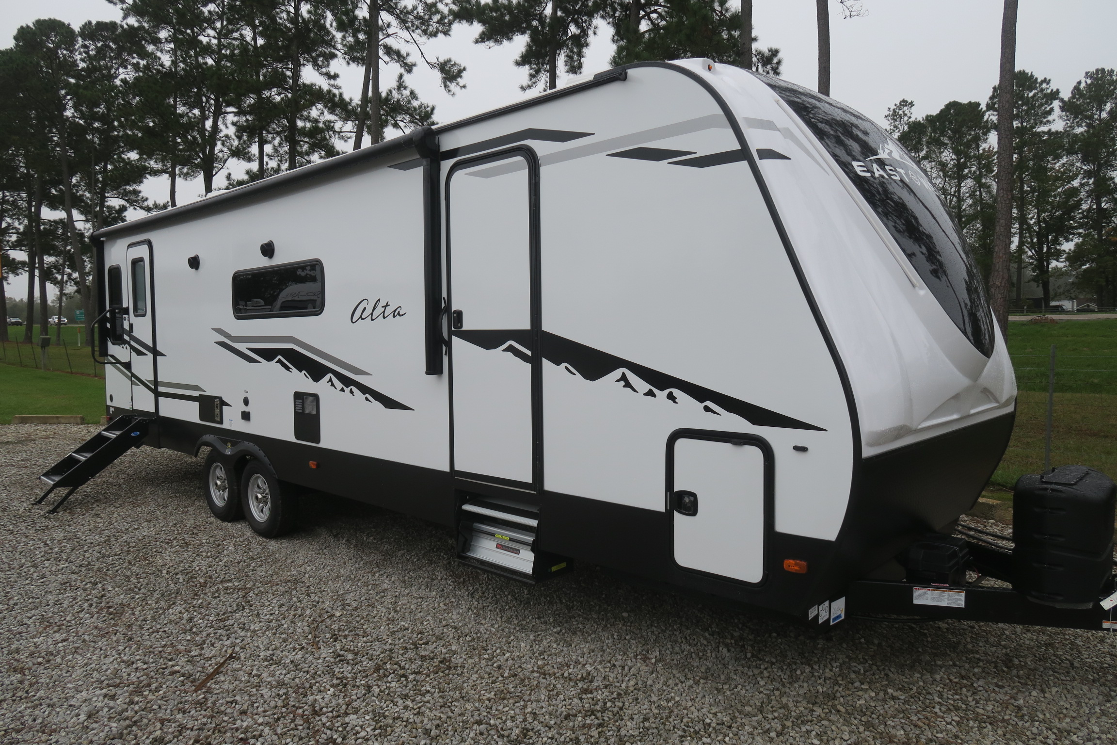 NEW 2021 ALTA 2850KRL - Overview | Berryland Campers