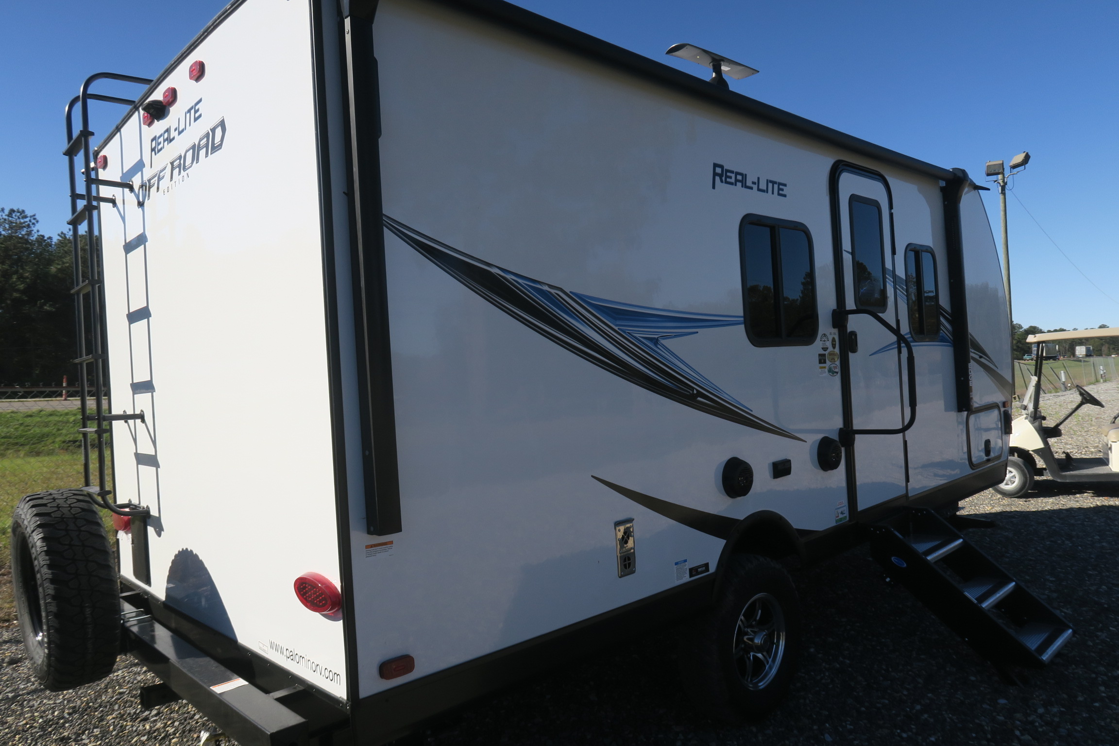 NEW 2021 REAL LITE 186 - Overview | Berryland Campers