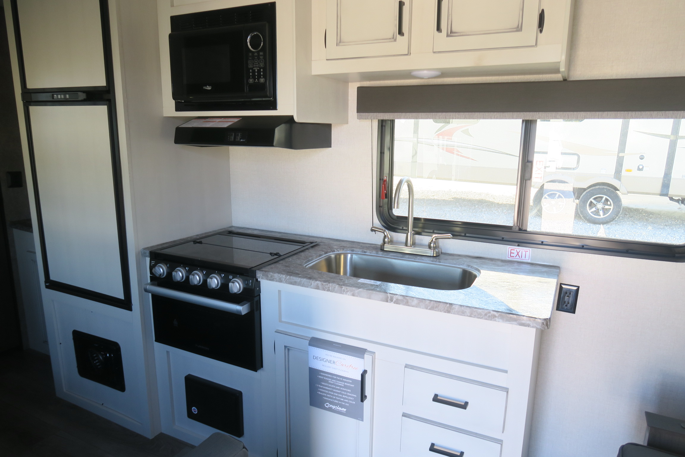 NEW 2021 HIGHLAND RIDGE RV OPEN RANGE 20MB - Overview | Berryland Campers