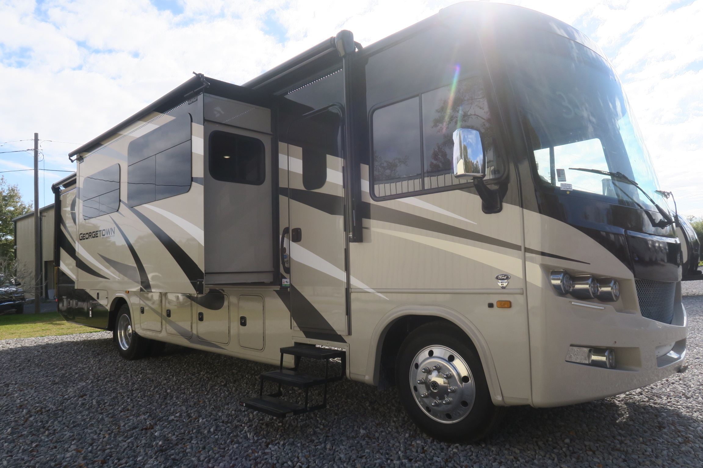New Forest River Georgetown Motorhomes | Berryland Campers