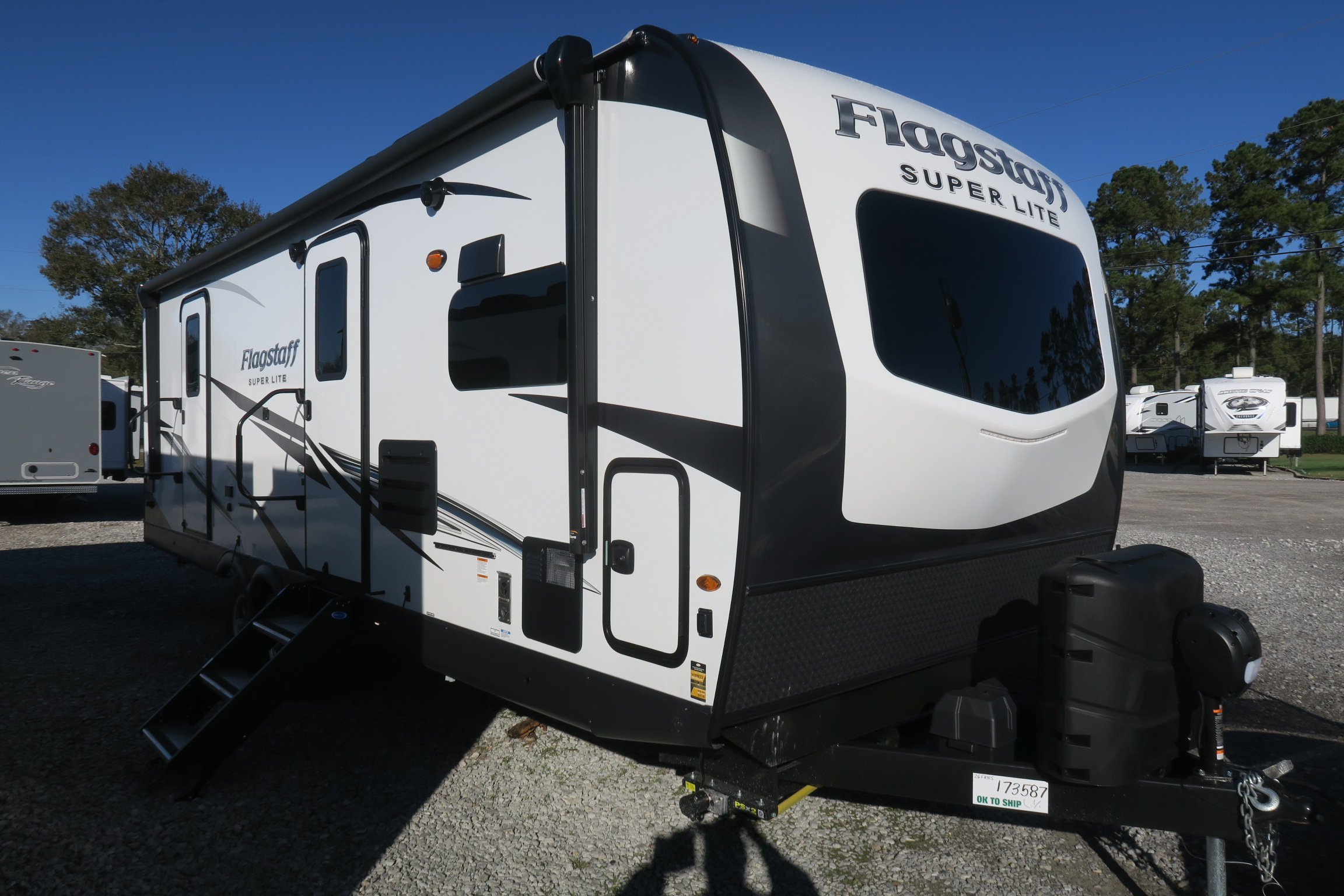 NEW 2021 FLAGSTAFF SUPER LITE 26FKBS - Overview | Berryland Campers