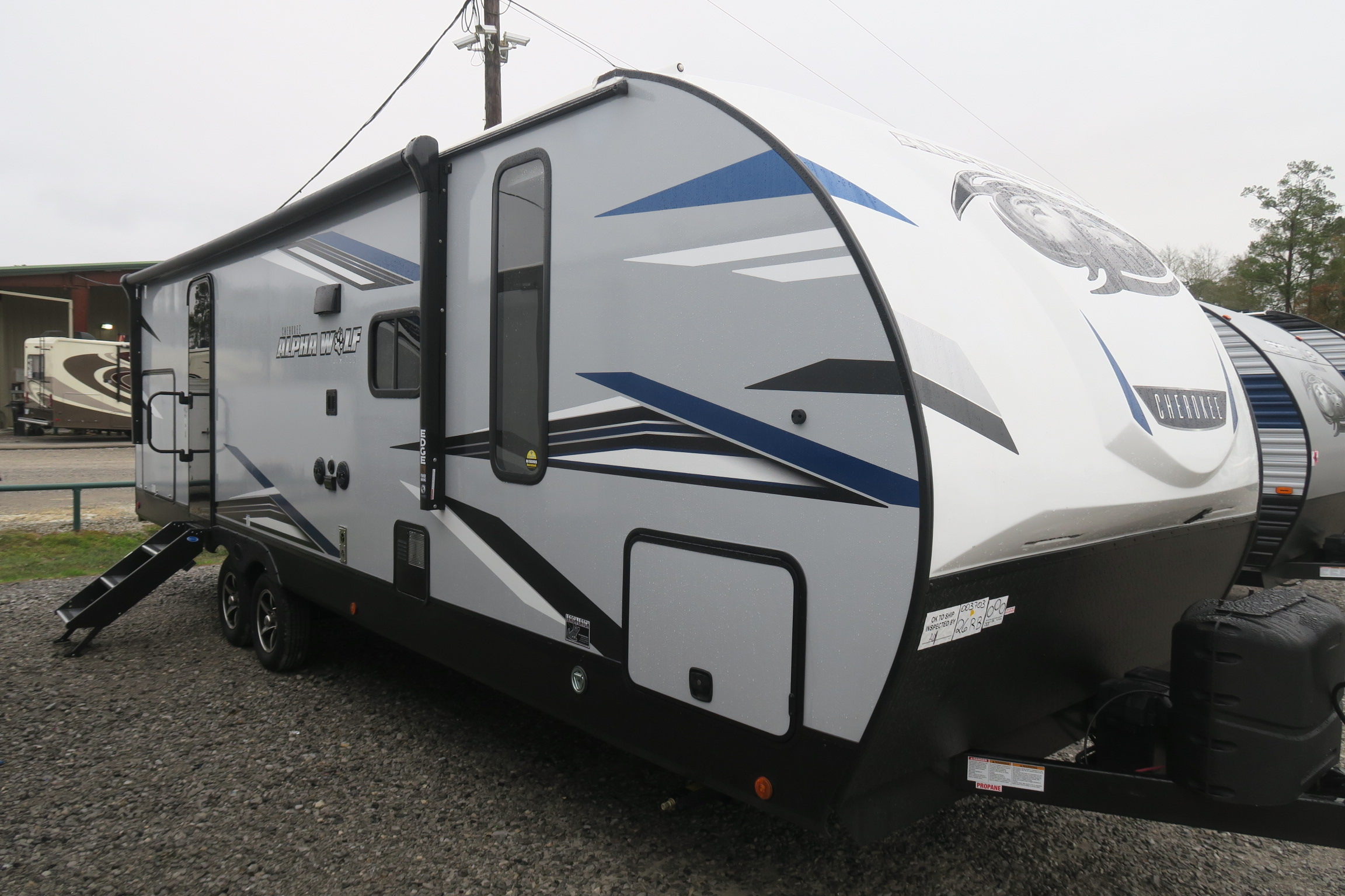 NEW 2021 CHEROKEE ALPHA WOLF 26RB - Overview | Berryland Campers