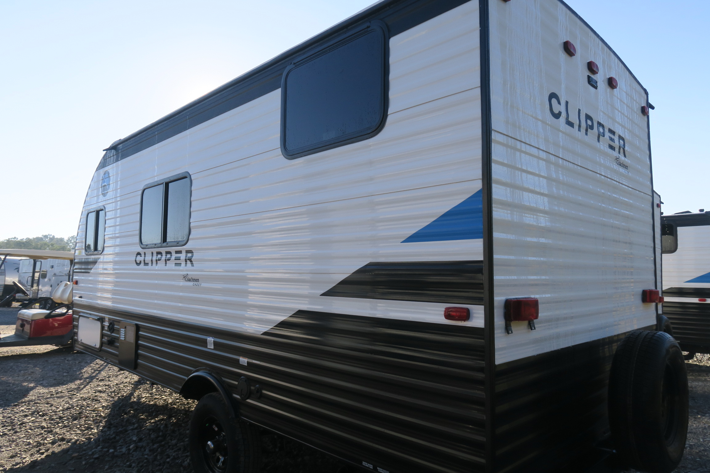 NEW 2021 CLIPPER CADET 17CBH - Overview | Berryland Campers