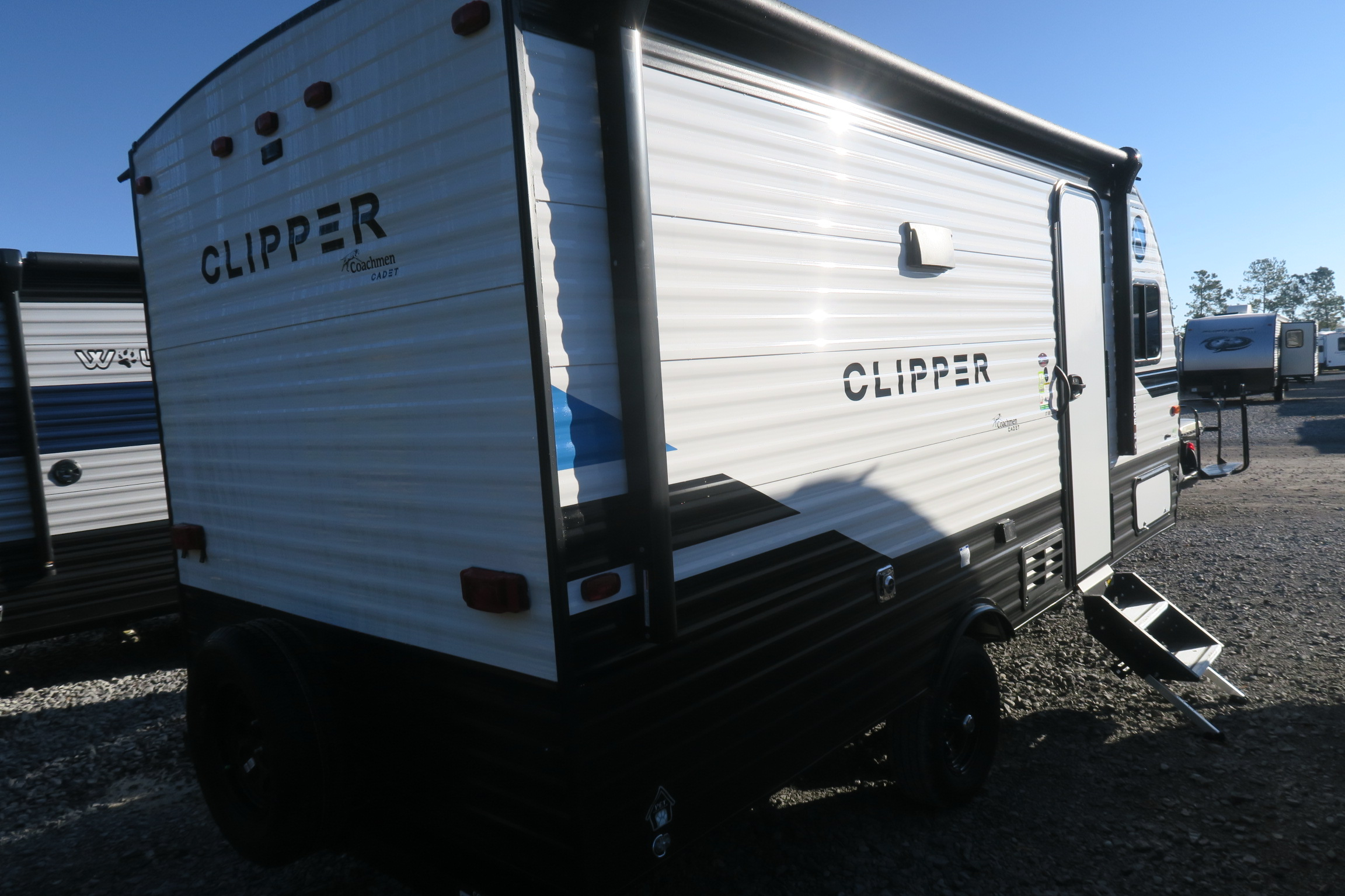 NEW 2021 CLIPPER CADET 17CBH - Overview | Berryland Campers