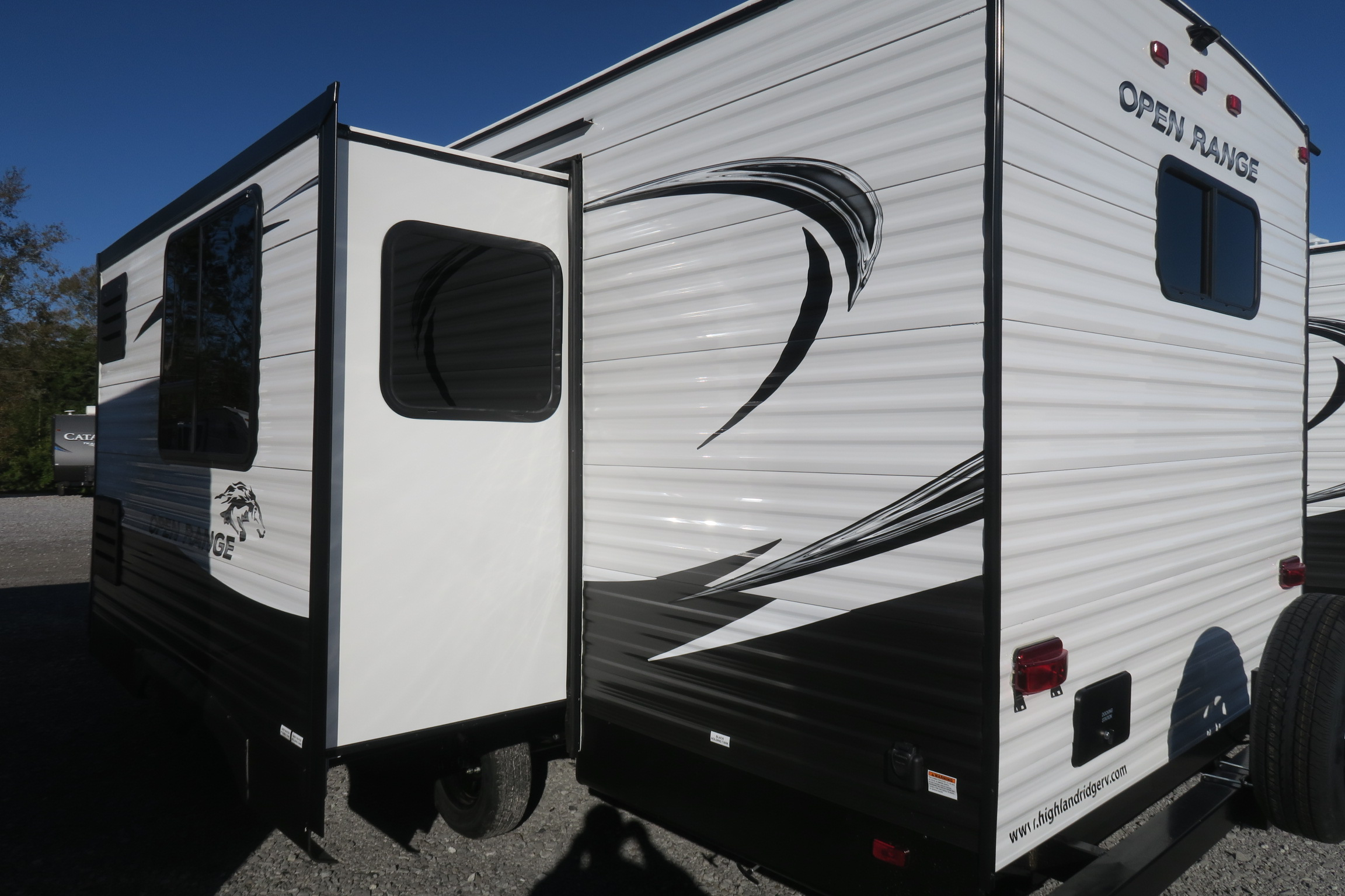 NEW 2021 HIGHLAND RIDGE OPEN RANGE 21RBS - Overview | Berryland Campers