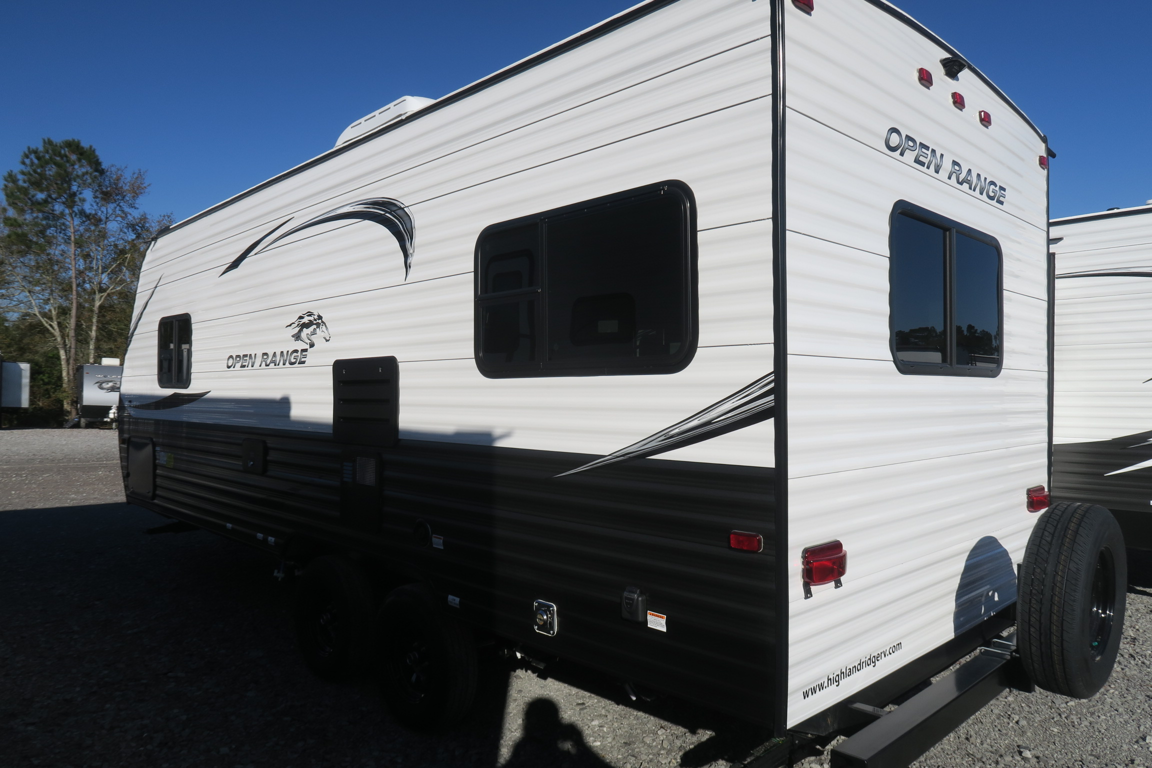 NEW 2021 HIGHLAND RIDGE RV OPEN RANGE 21FB - Overview | Berryland Campers