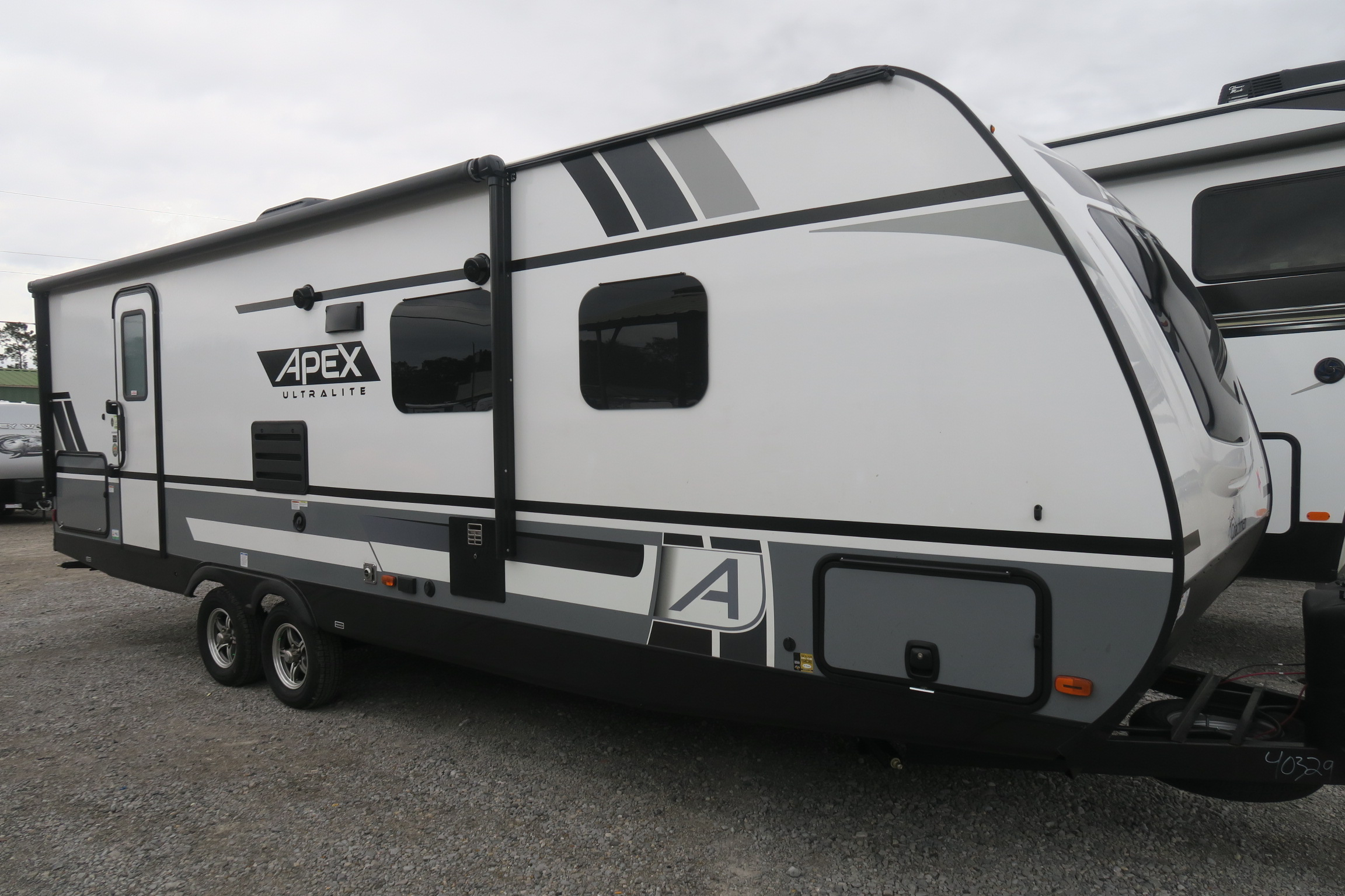NEW 2021 APEX 265RBSS - Overview | Berryland Campers