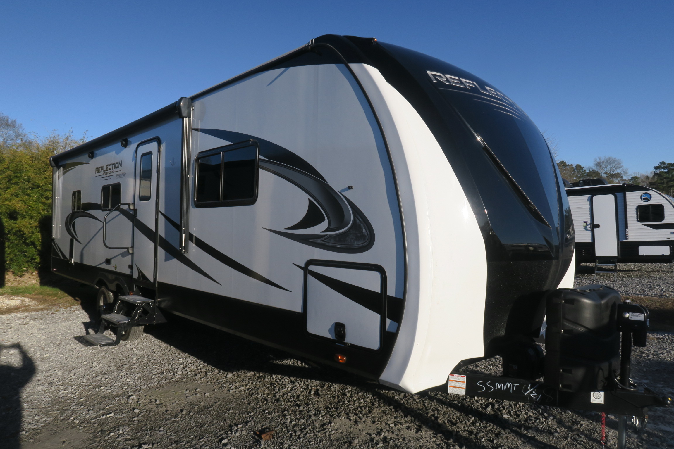 USED 2020 REFLECTION 300RBTS - Overview | Berryland Campers
