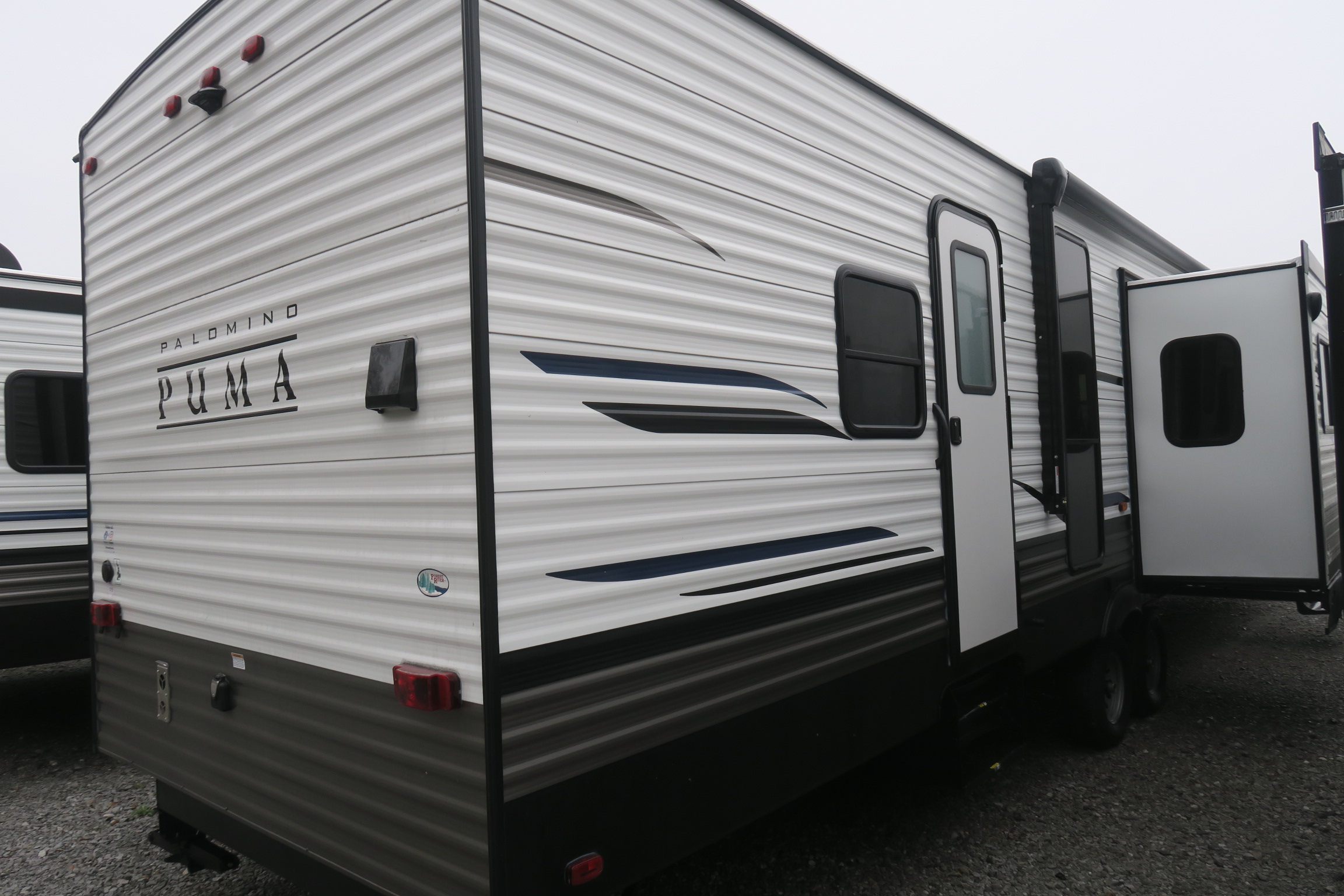 NEW 2021 PUMA DESTINATION 39FKL - Overview | Berryland Campers