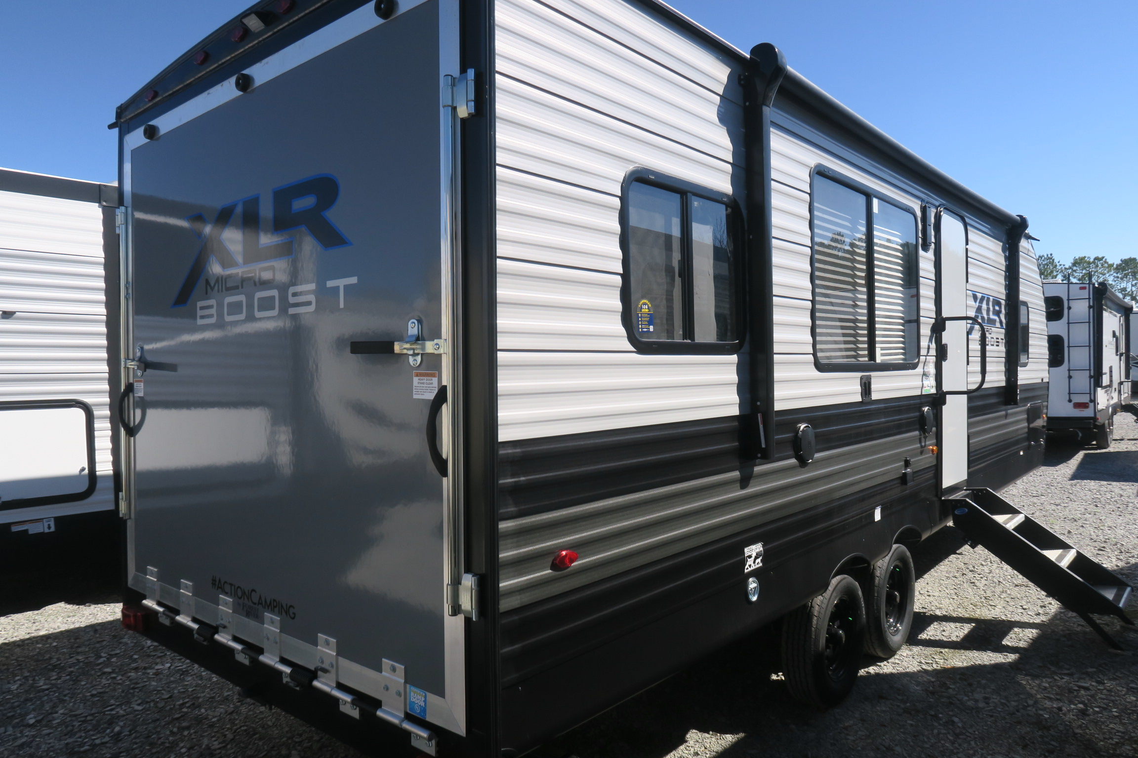 NEW 2021 XLR BOOST 25LRLE - Overview | Berryland Campers