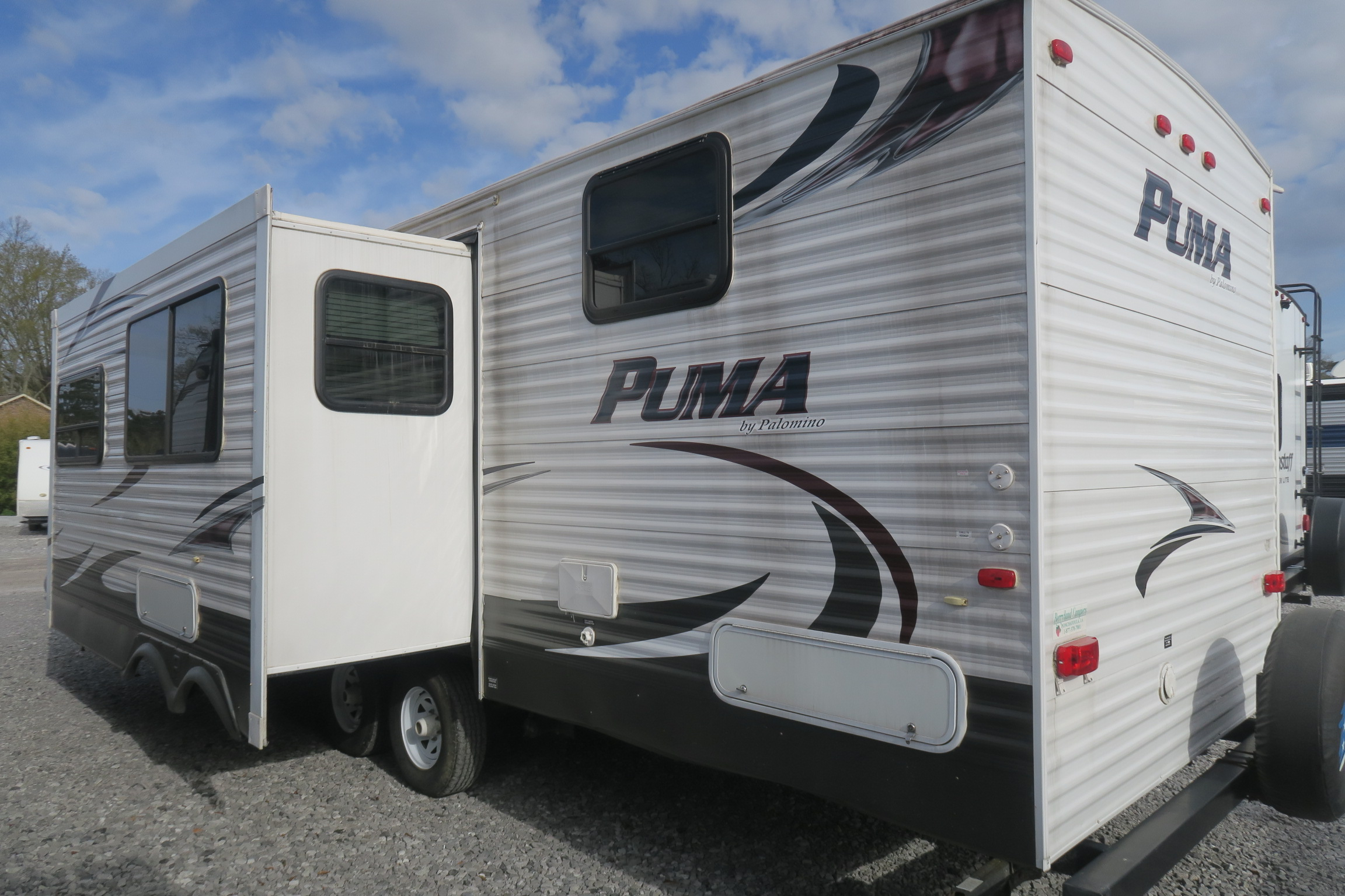 USED 2014 PUMA 30DBSS - Overview | Berryland Campers