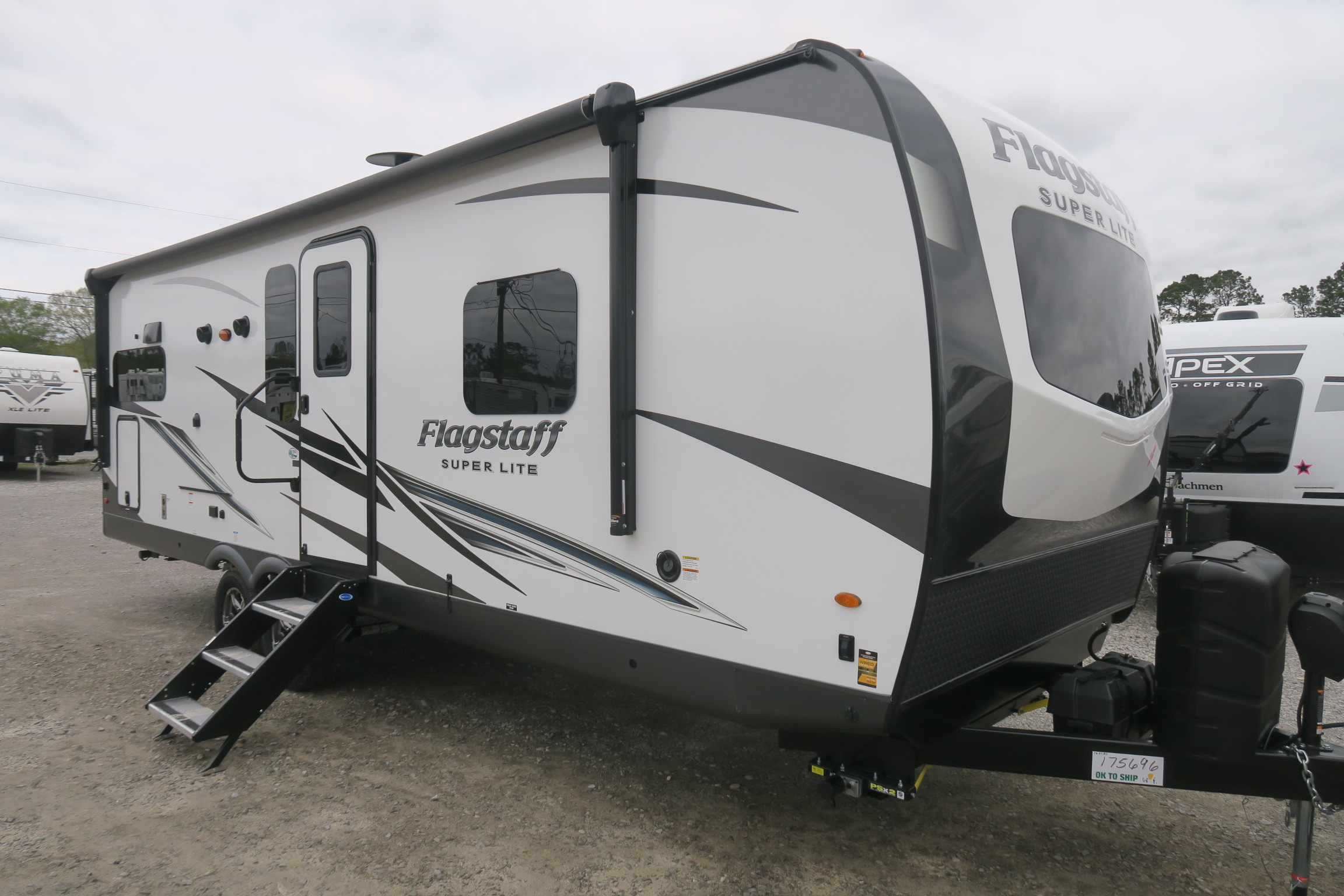 NEW 2021 FLAGSTAFF SUPER LITE 26RLBS - Overview | Berryland Campers