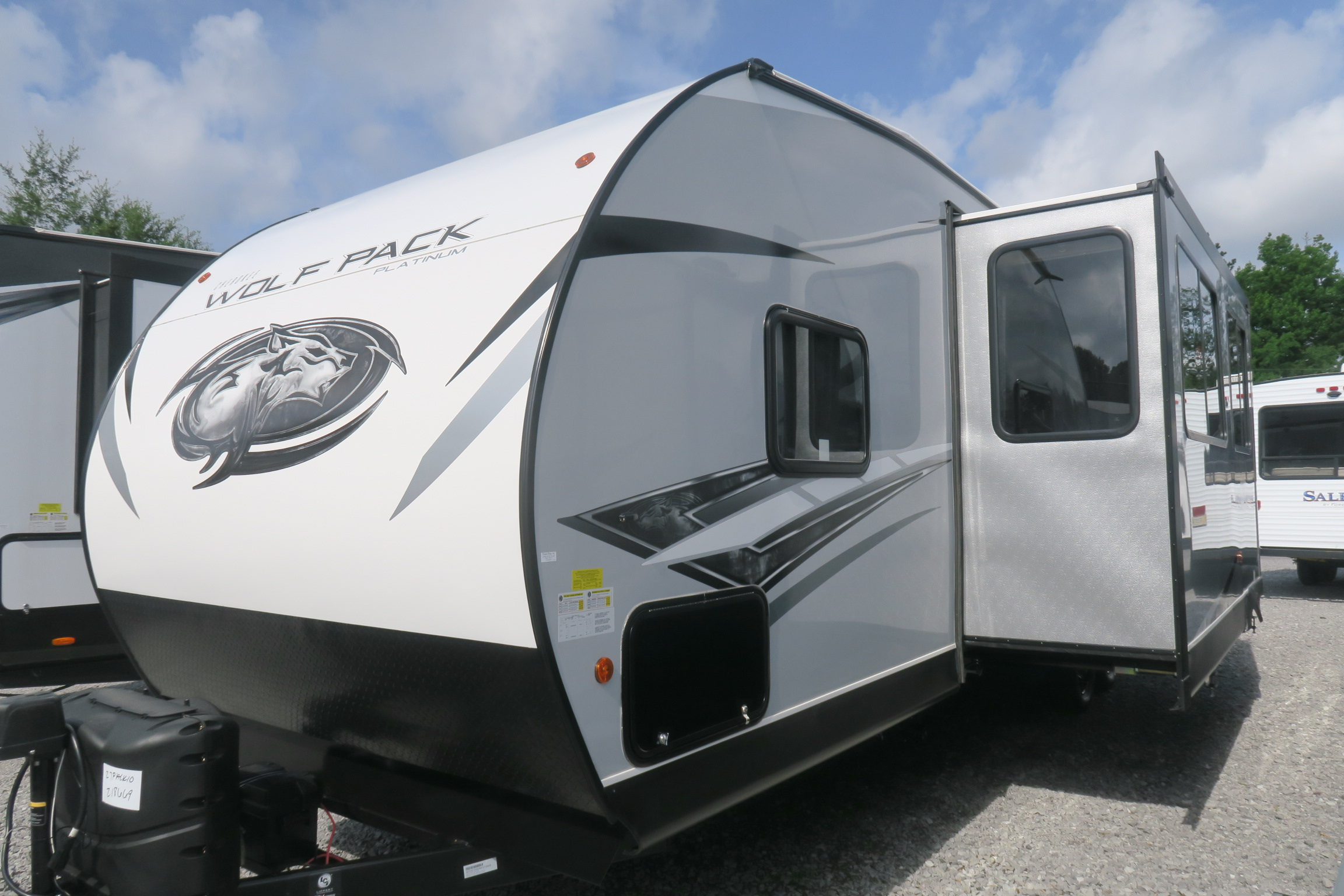 NEW 2021 CHEROKEE WOLF PACK 27PACK10 - Overview | Berryland Campers