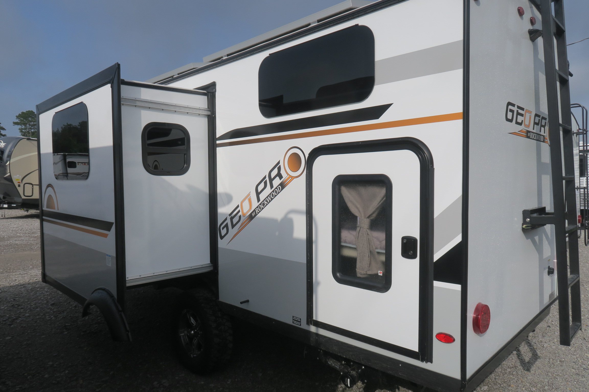 NEW 2021 ROCKWOOD GEO PRO 20BHS - Overview | Berryland Campers