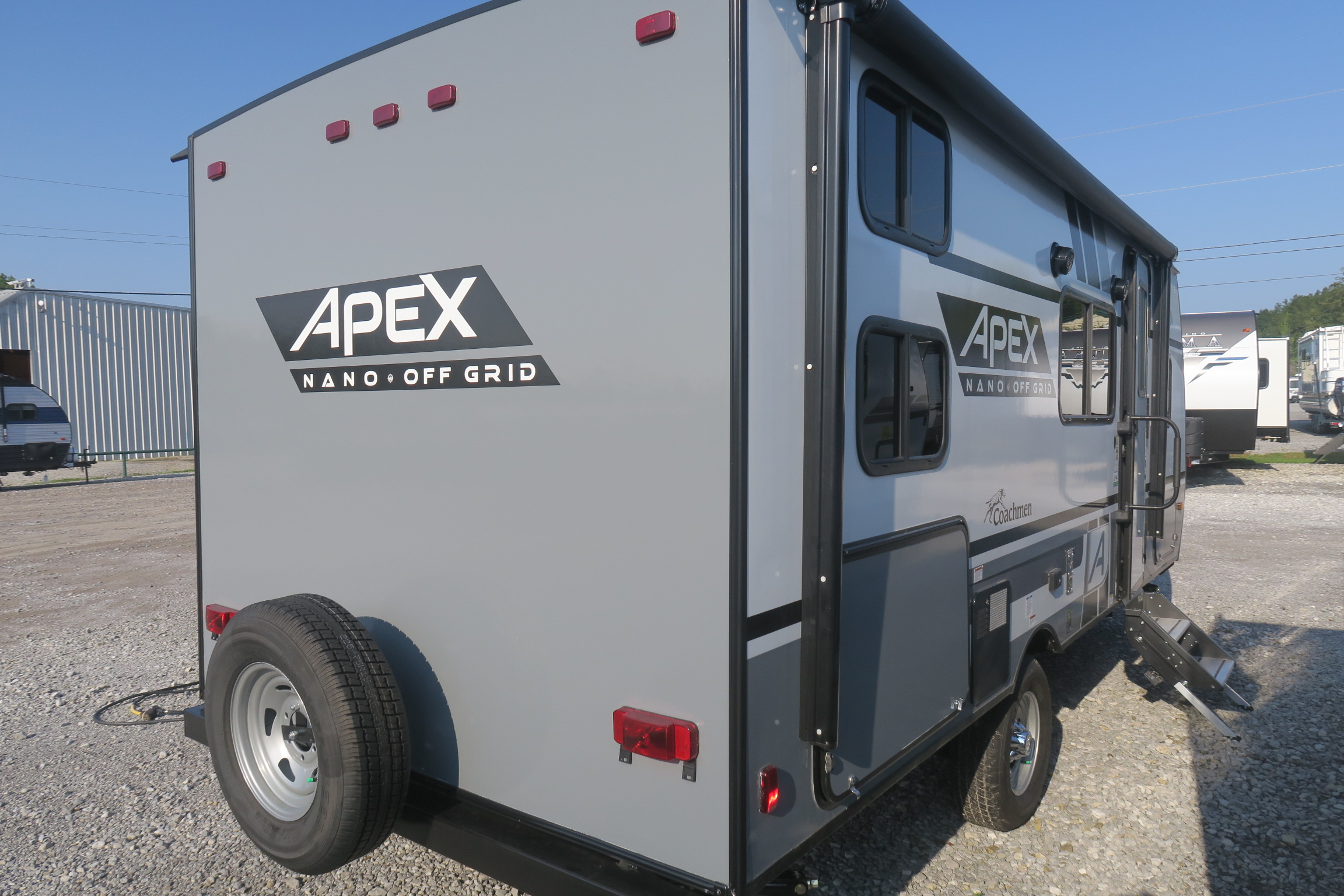 NEW 2021 APEX NANO 194BHS - Overview | Berryland Campers