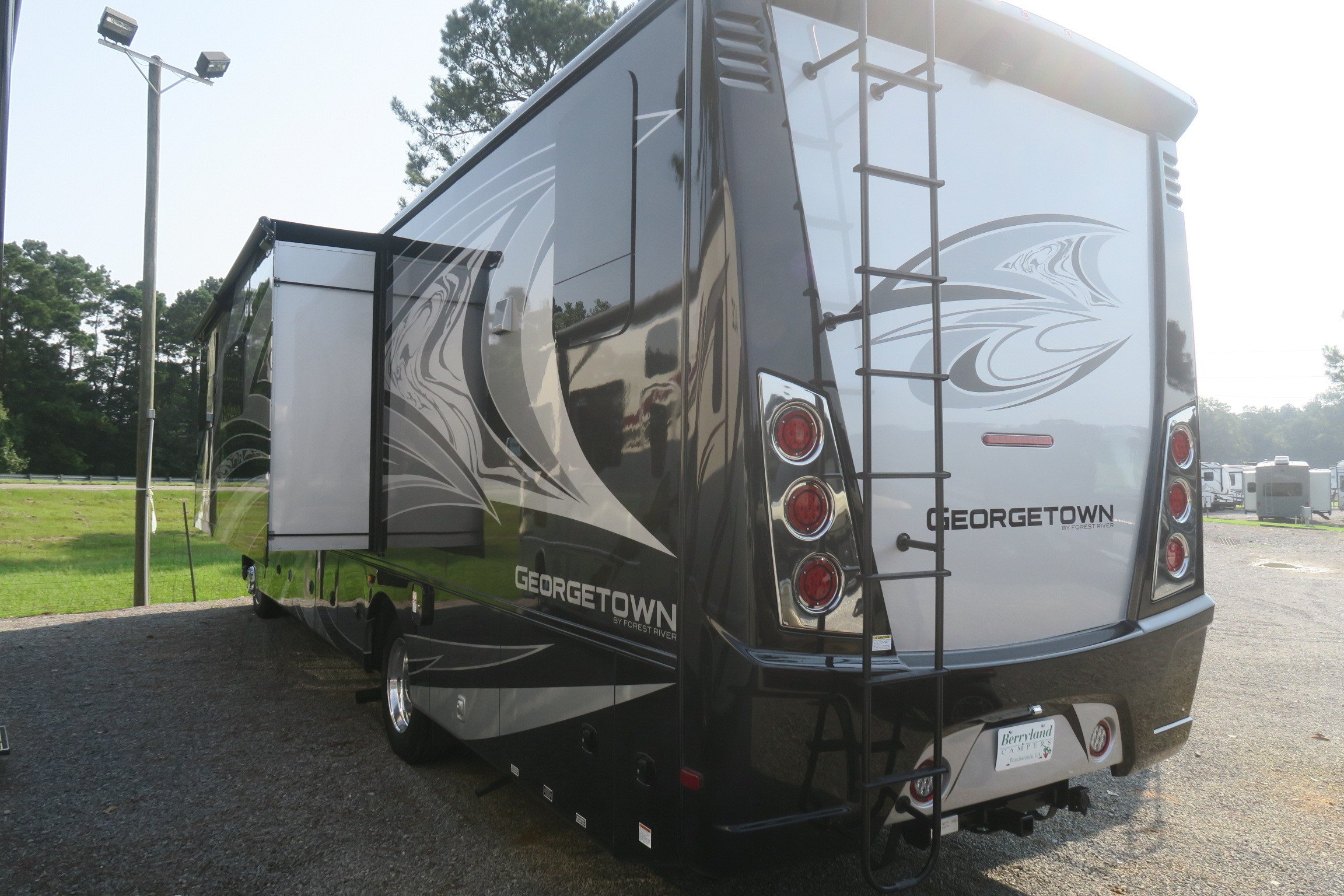 NEW 2021 GEORGETOWN 7 SERIES GT7 36D - Overview | Berryland Campers