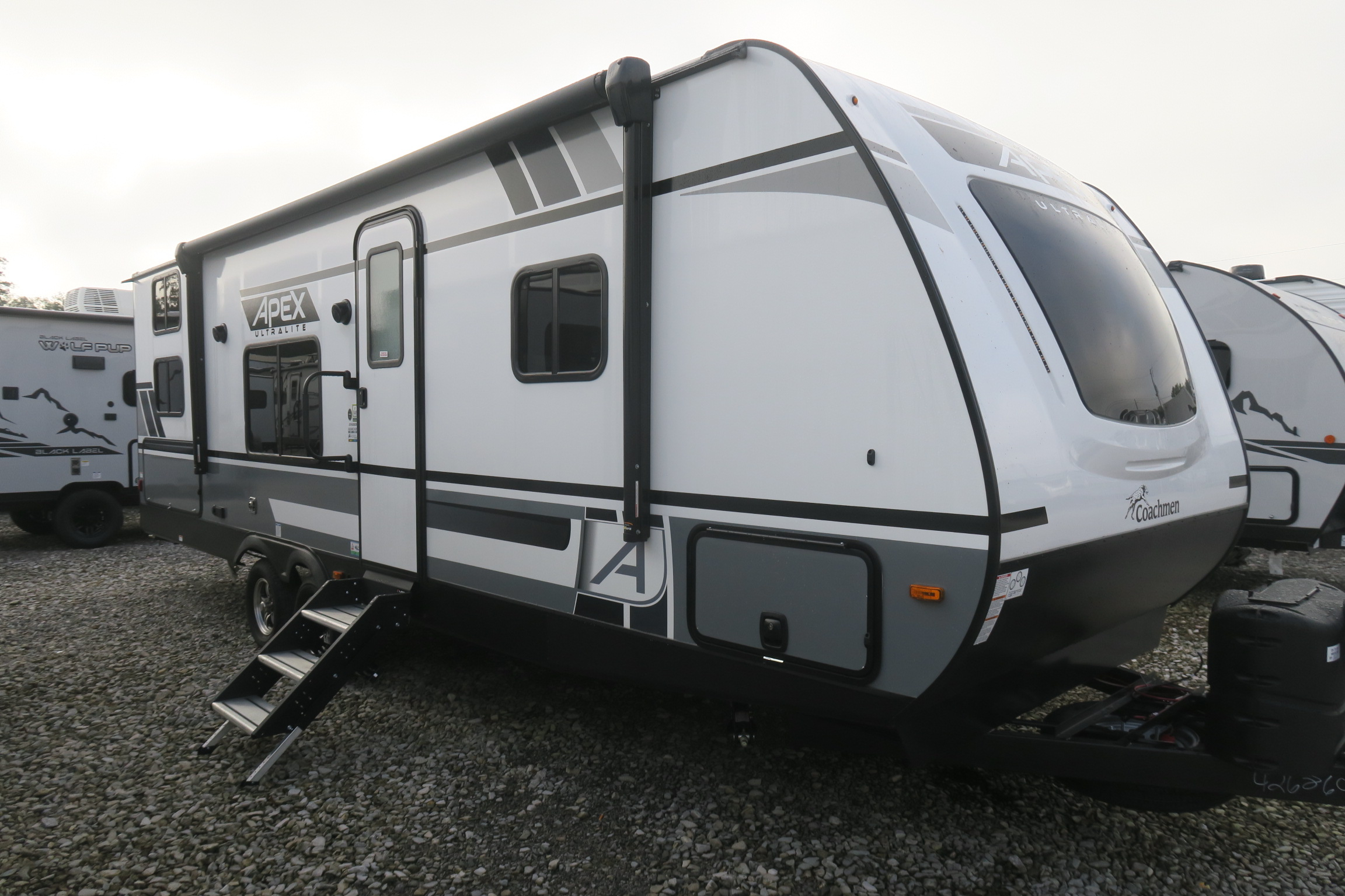 NEW 2022 APEX 256BHS - Overview | Berryland Campers