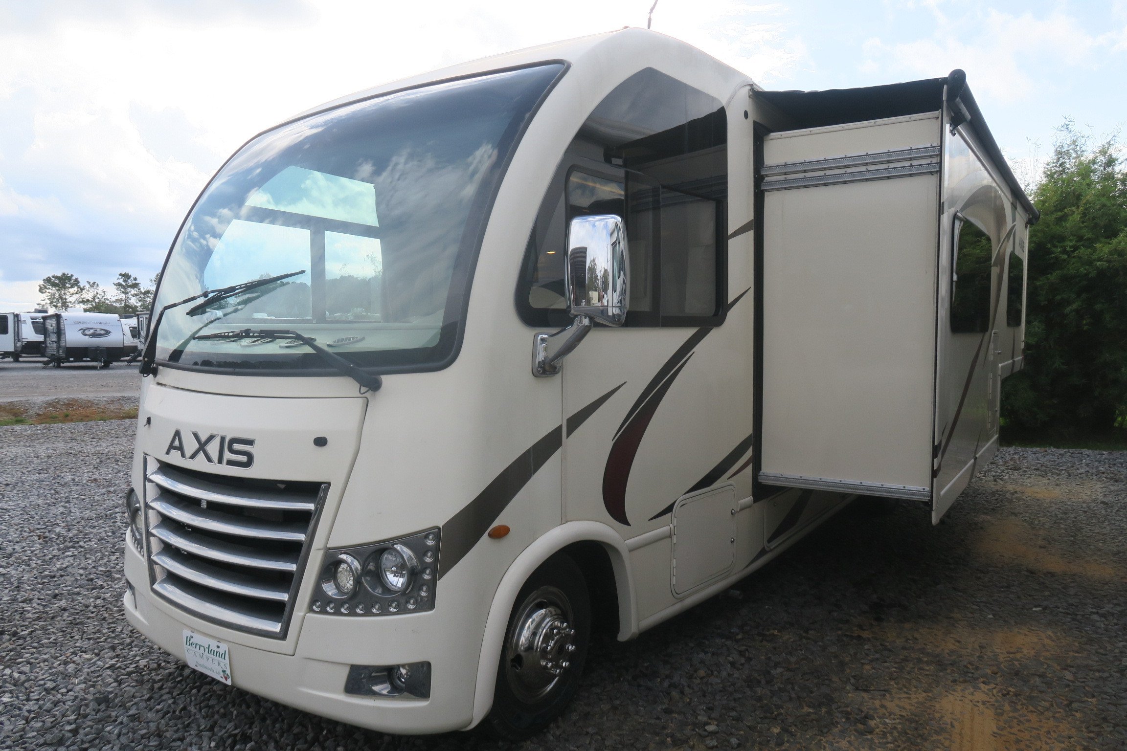 USED 2018 AXIS 25.6 - Overview | Berryland Campers