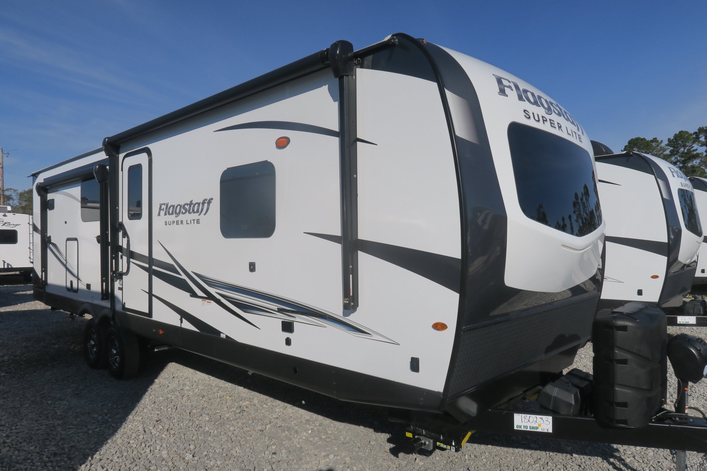 NEW 2022 FLAGSTAFF SUPER LITE 27FBIK - Overview | Berryland Campers