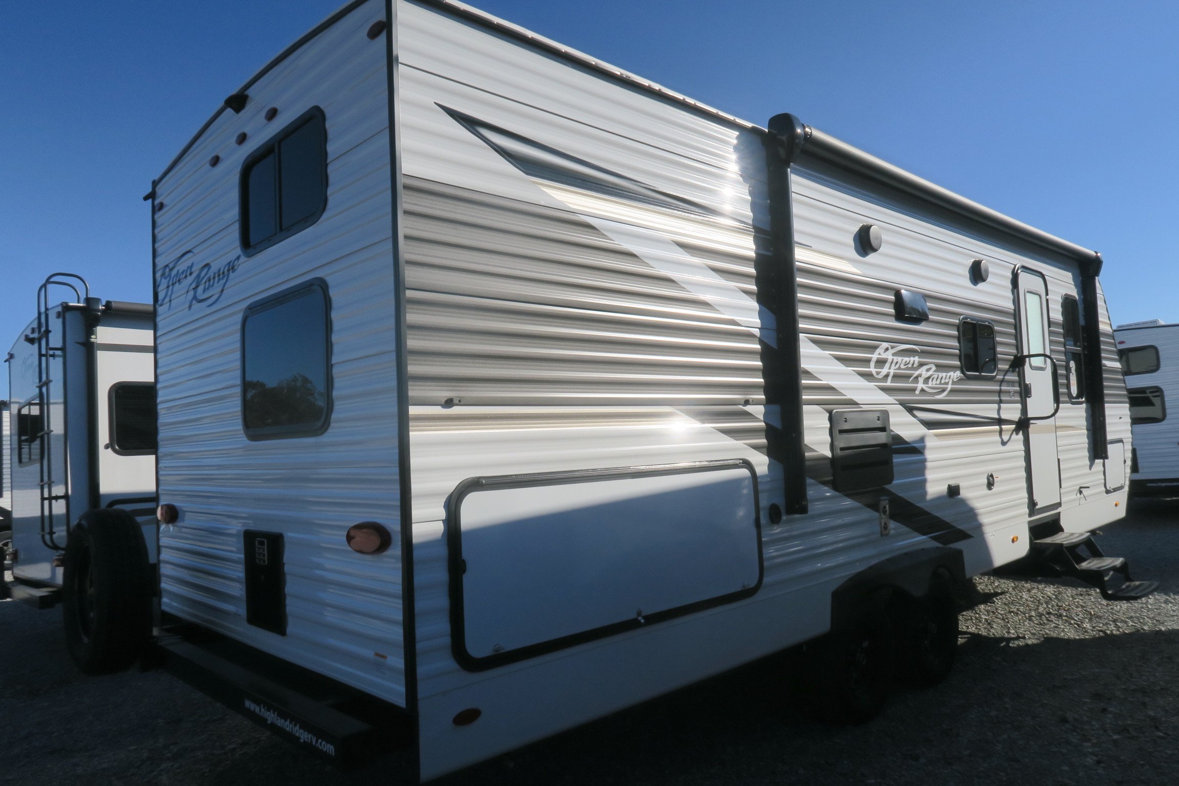 NEW 2022 OPEN RANGE CONVENTIONAL 26BHS - Overview | Berryland Campers