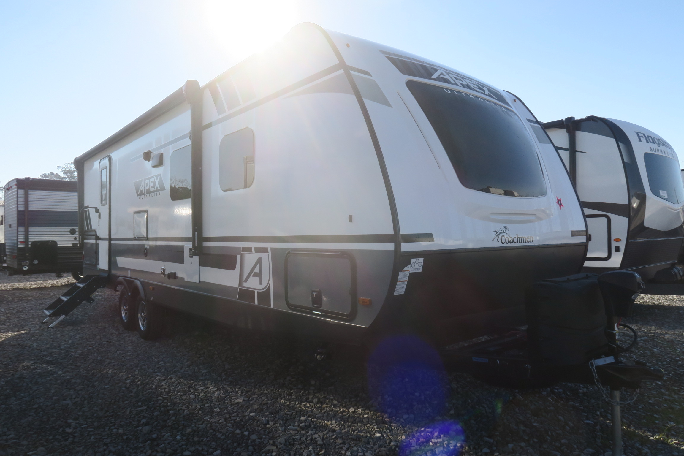 NEW 2022 APEX 265RBSS - Overview | Berryland Campers