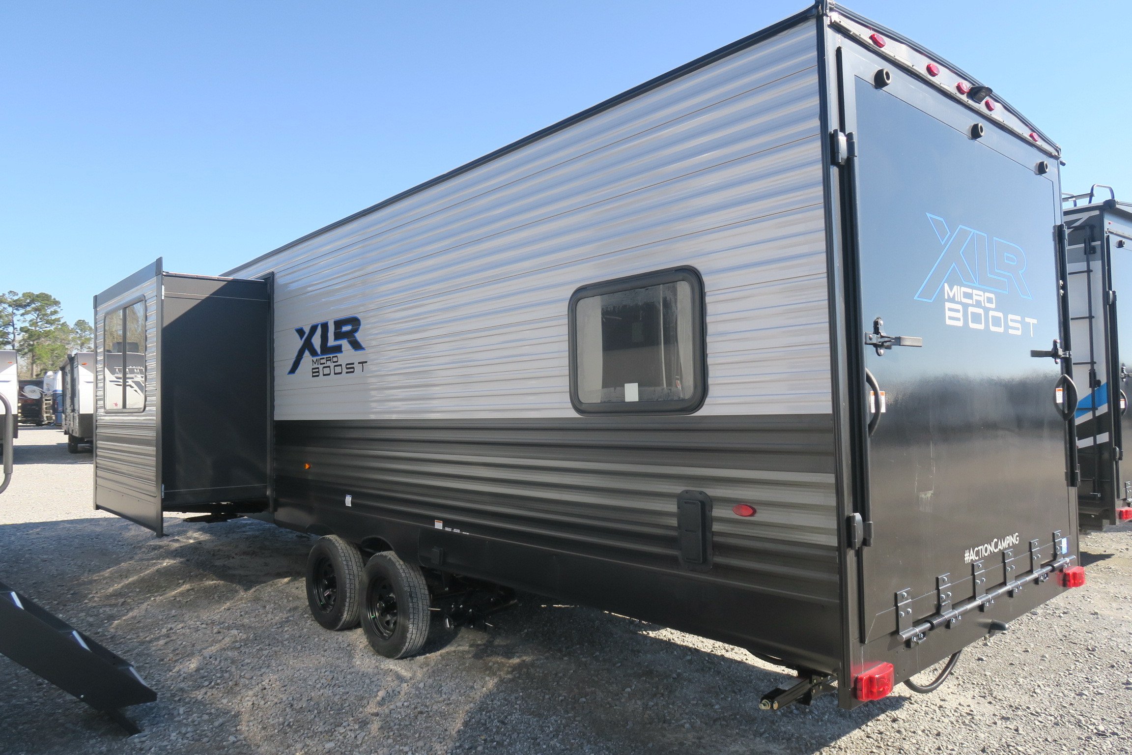 NEW 2022 XLR BOOST 27LRLE - Overview | Berryland Campers