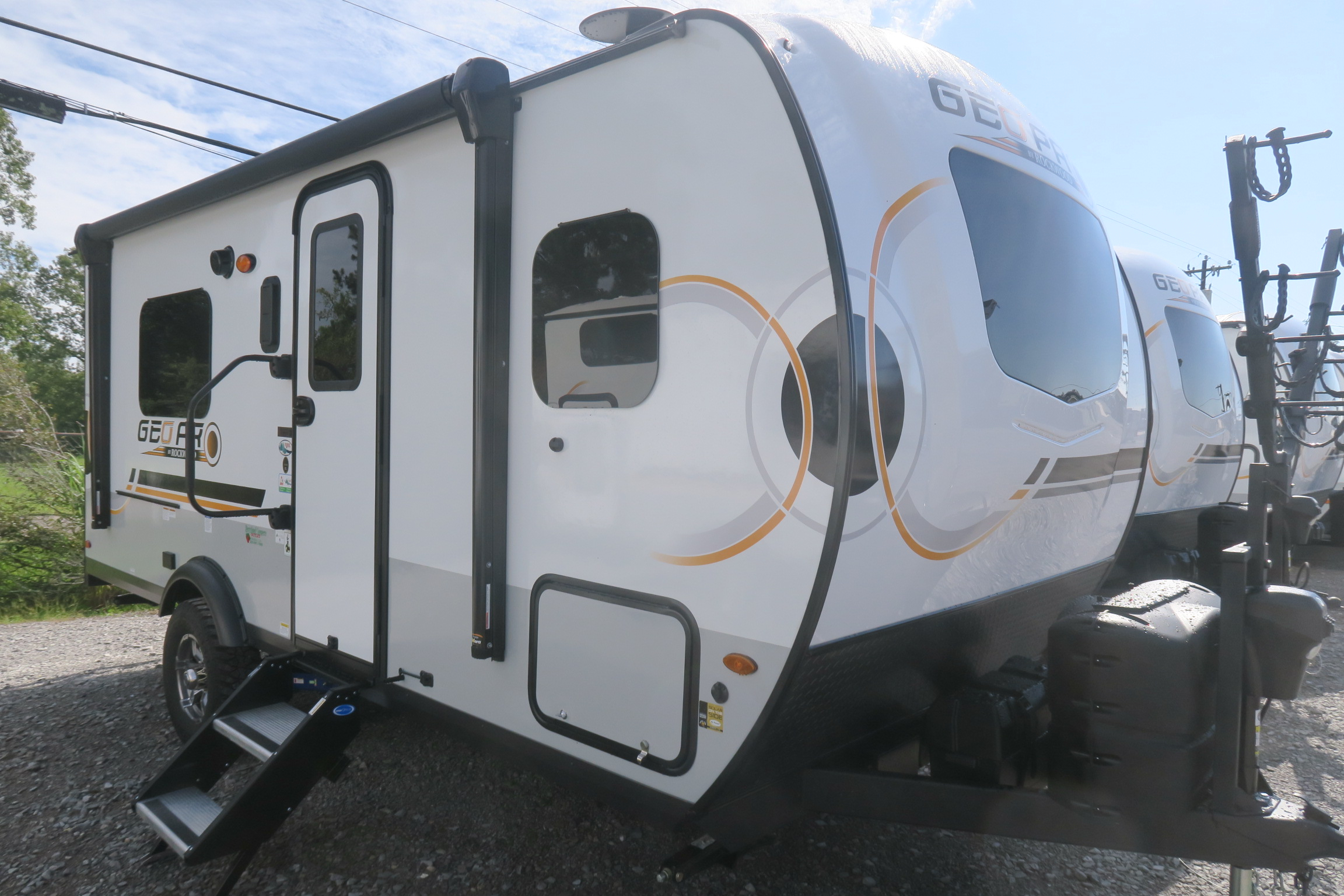 NEW 2022 GEO PRO 19FBTH - Overview | Berryland Campers