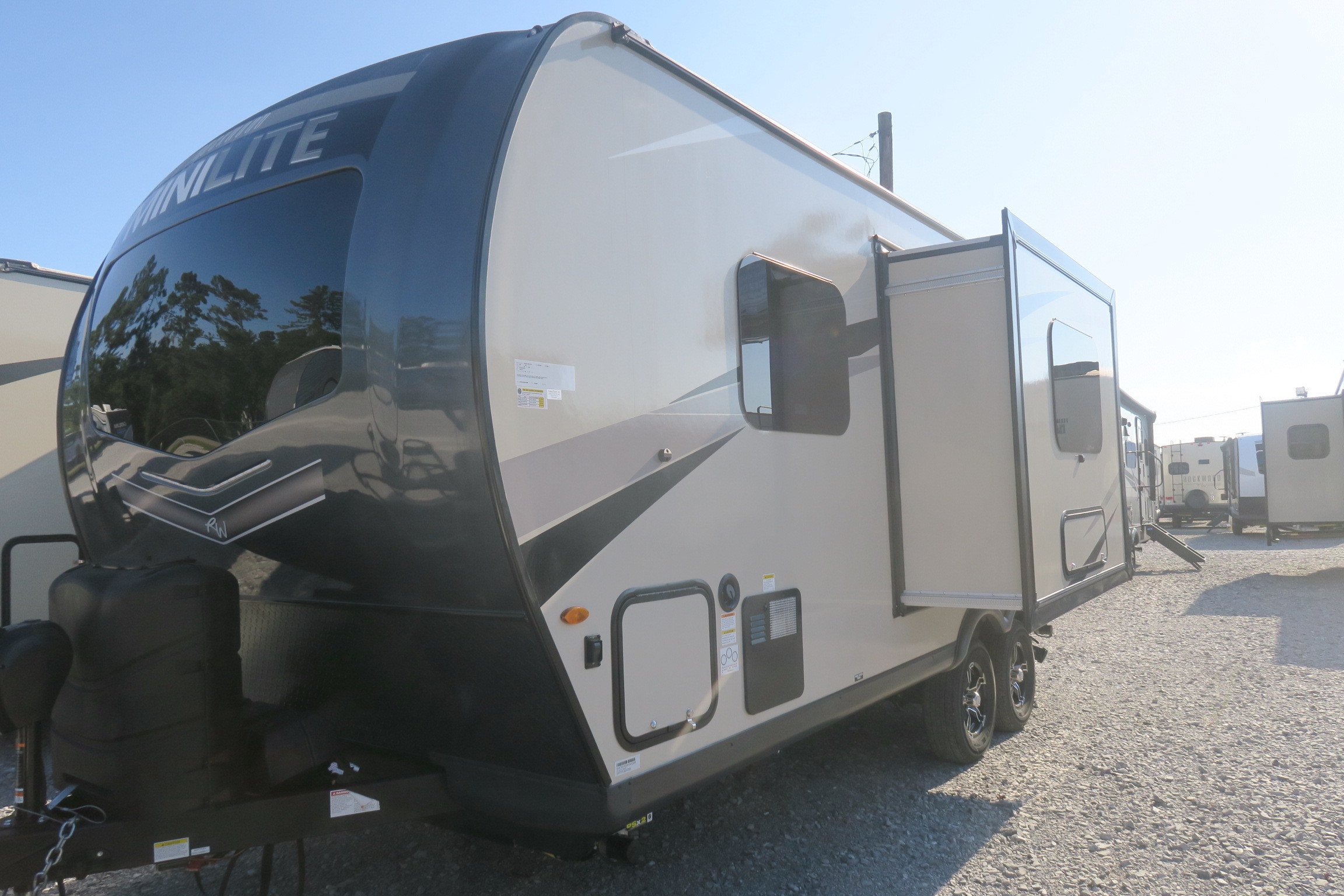 NEW 2023 ROCKWOOD MINI LITE 2109S - Overview | Berryland Campers