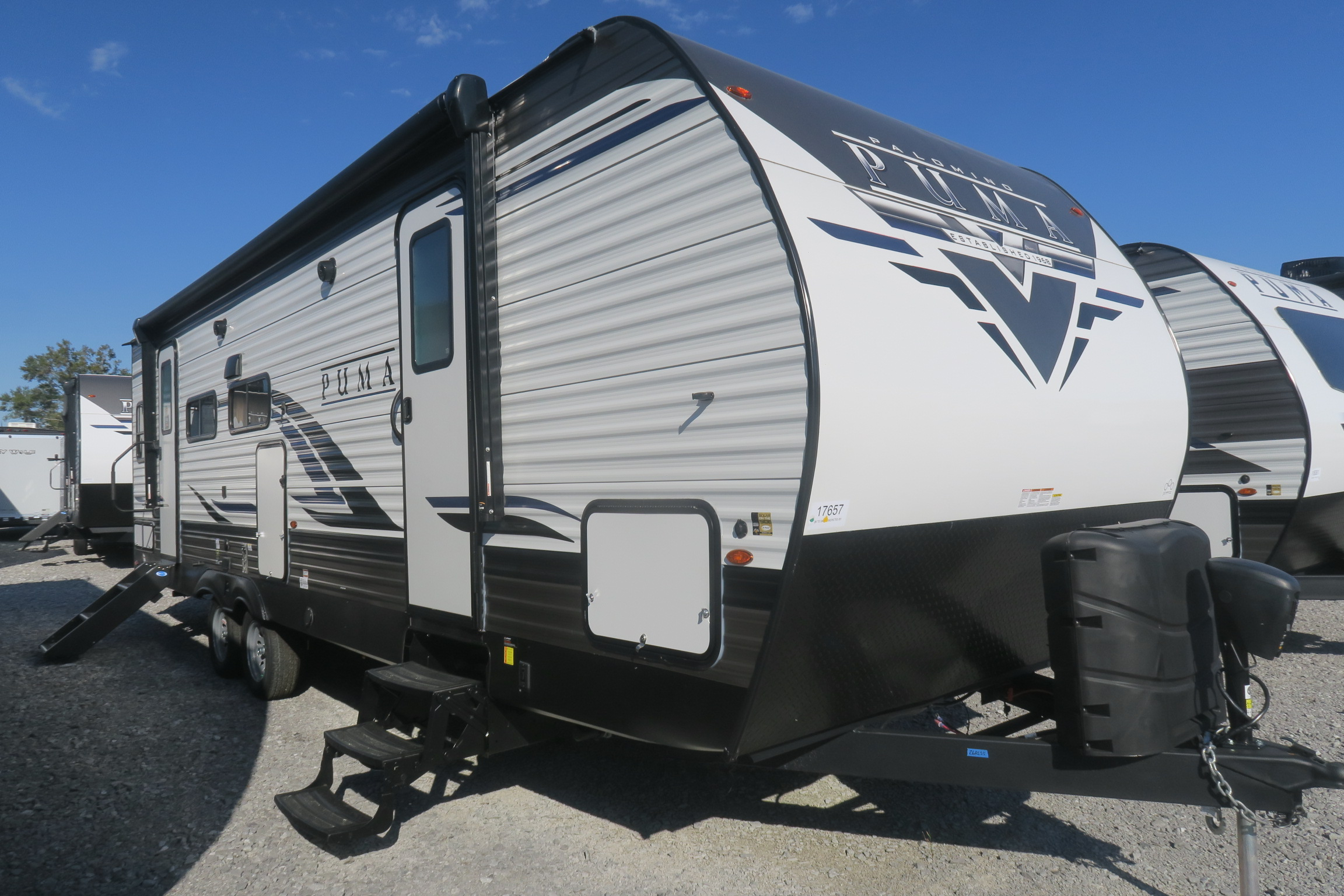 NEW 2023 PUMA 26RLS - Overview | Berryland Campers