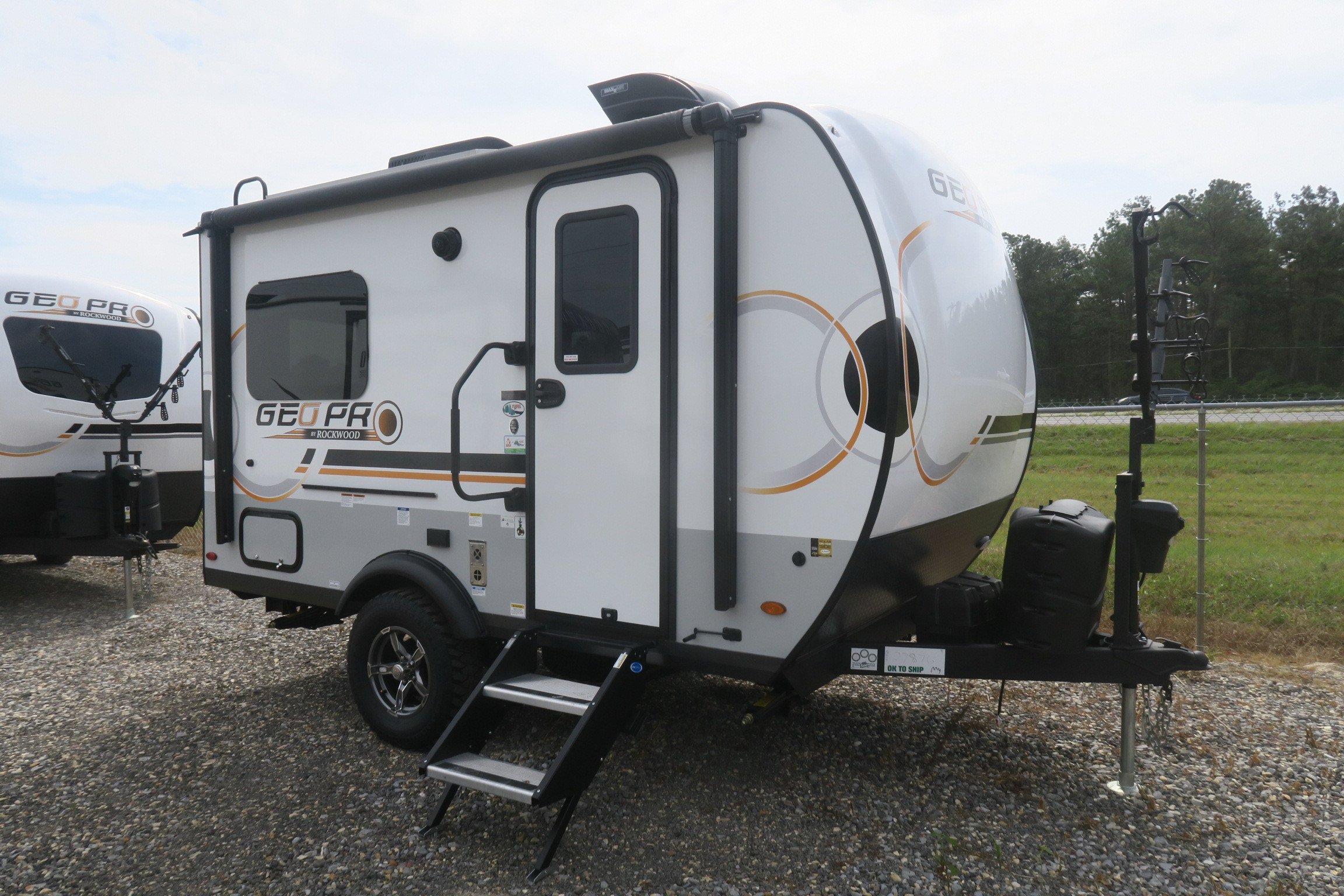 NEW 2023 ROCKWOOD GEO PRO 15TB - Overview | Berryland Campers