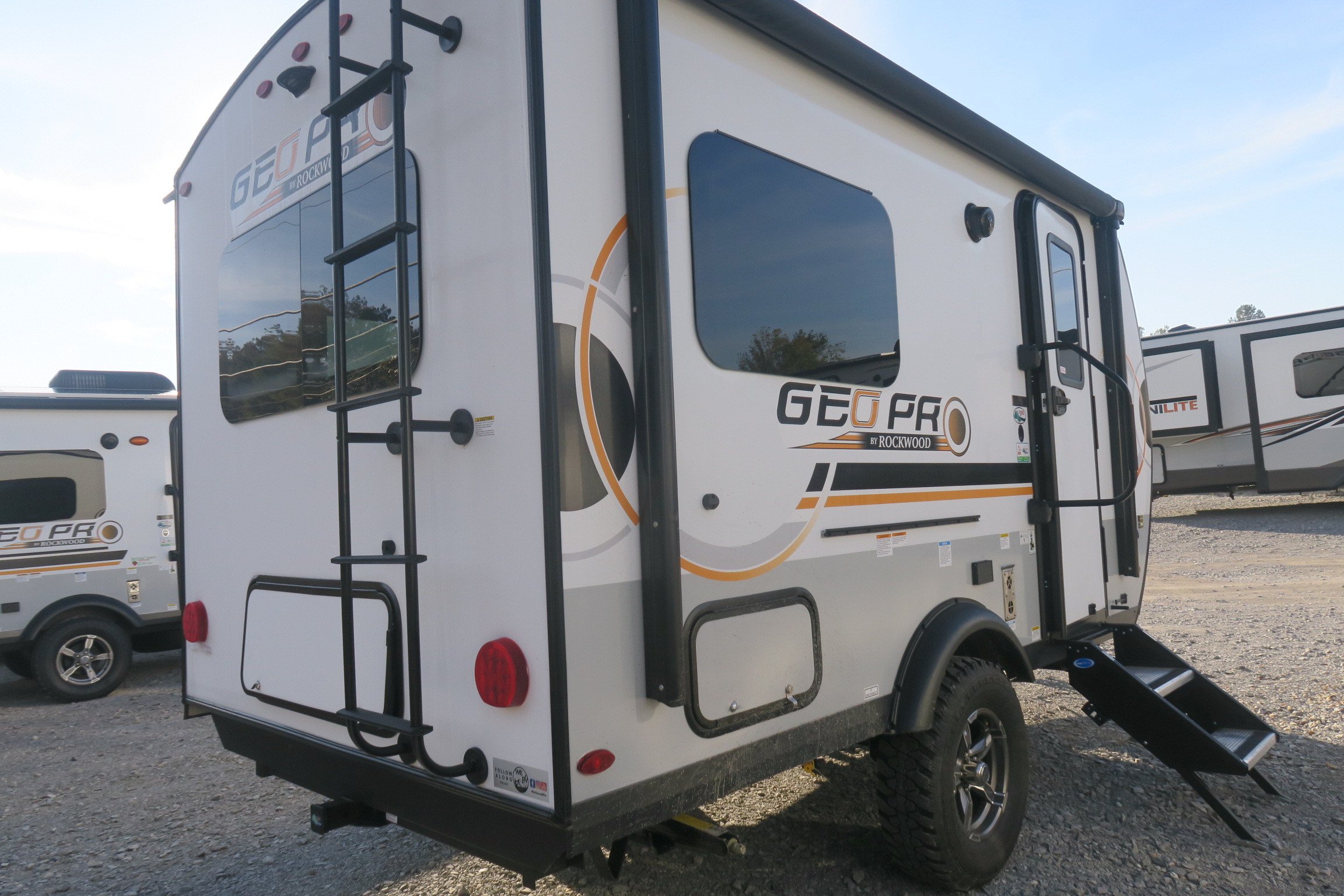 NEW 2023 ROCKWOOD GEO PRO 15TB - Overview | Berryland Campers