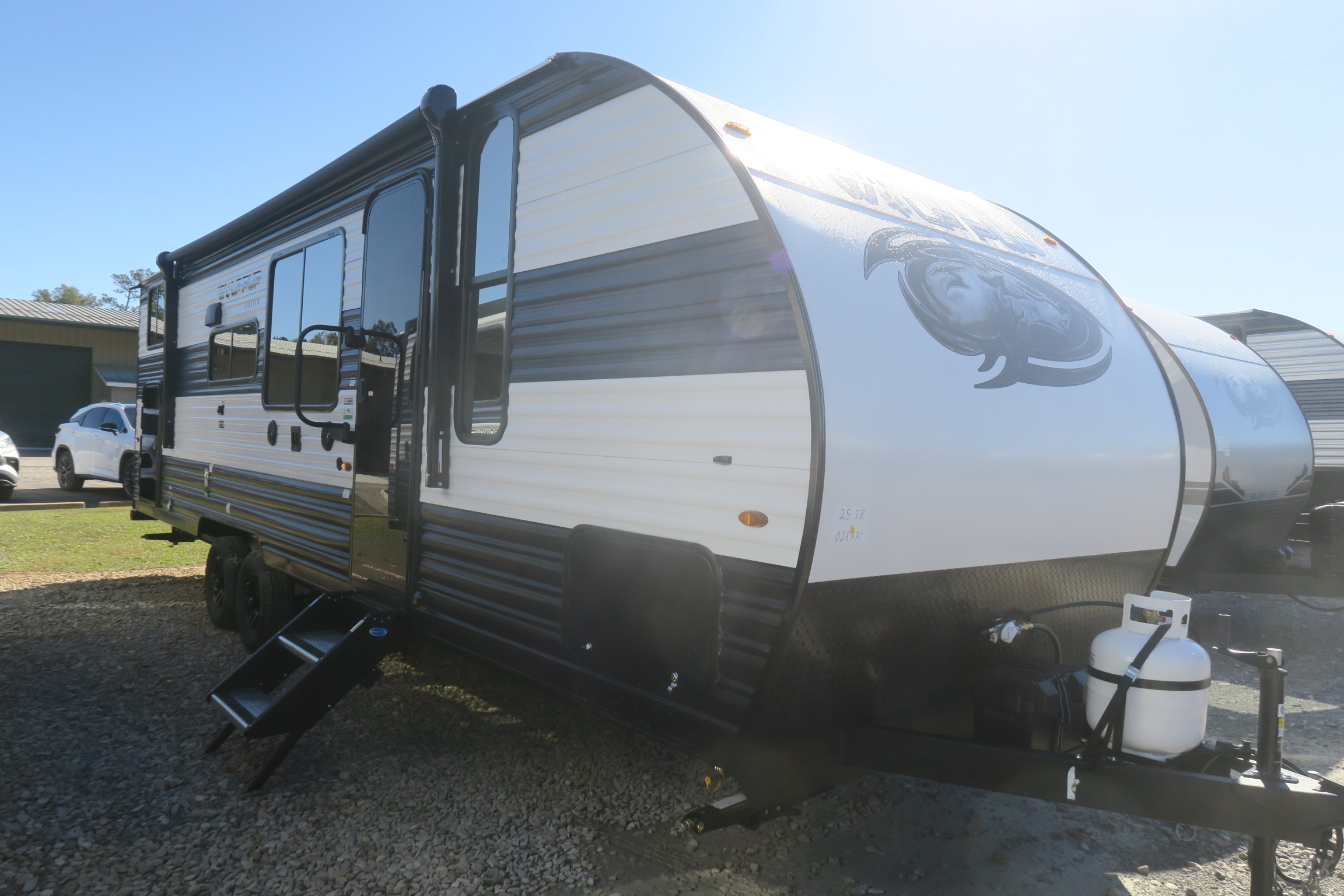 NEW 2023 CHEROKEE WOLF PUP 25JB - Overview | Berryland Campers