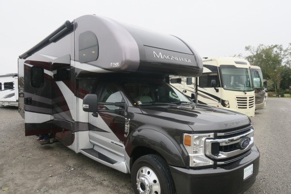 Used Super C Motorhomes | Berryland Campers