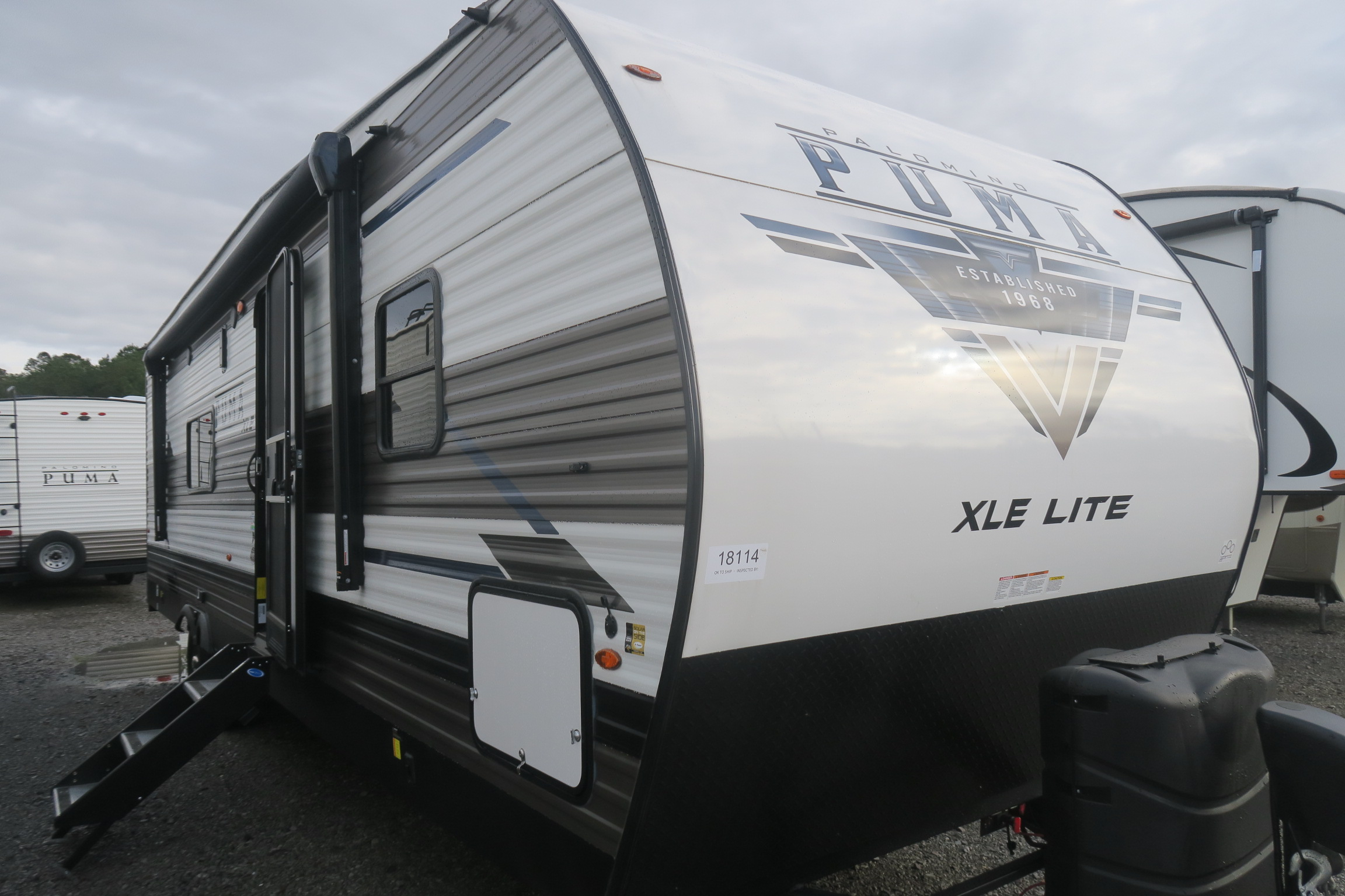 NEW 2023 PUMA XLE LITE 27QBC - Overview | Berryland Campers