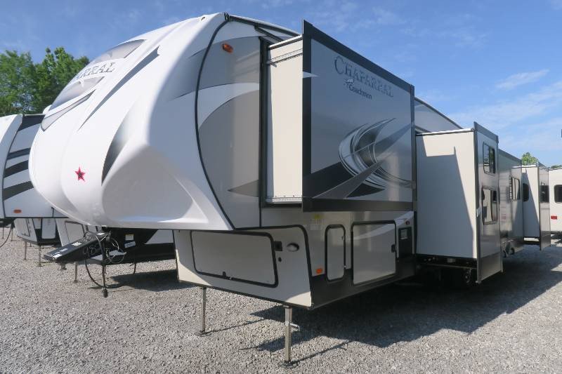 NEW 2019 CHAPARRAL 373MBRB - Overview | Berryland Campers