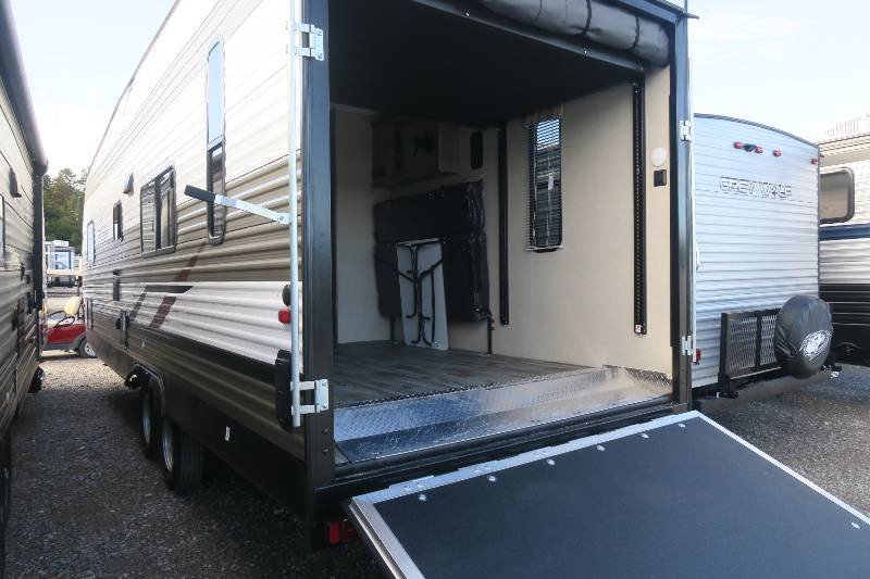 NEW 2019 PUMA XLE LITE 25TFC-425 - Overview | Berryland Campers