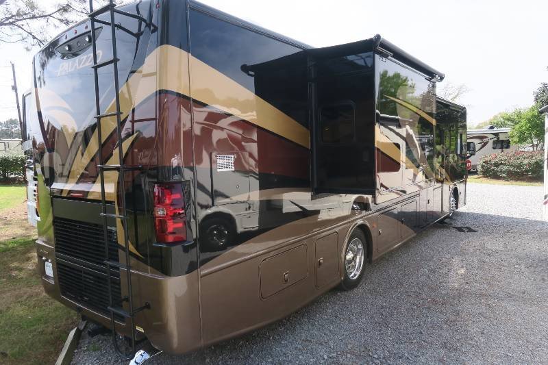 NEW 2018 PALAZZO 36.3 - Overview | Berryland Campers