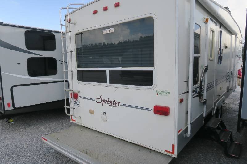 USED 2003 SPRINTER 276RLS - Overview | Berryland Campers