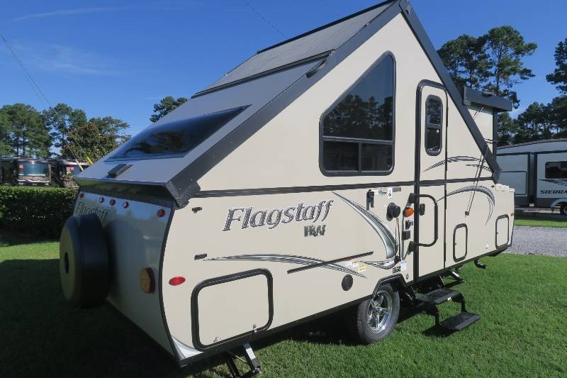 NEW 2019 FLAGSTAFF HARDSIDE POP-UP CAMPERS 21DMHW - Overview ...