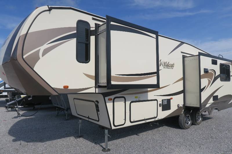 NEW 2018 FOREST RIVER WILDCAT 30GT - Overview | Berryland Campers