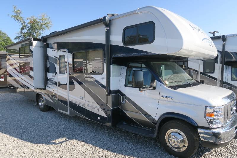 NEW 2018 FOREST RIVER FORESTER 3171DSF - Overview | Berryland Campers