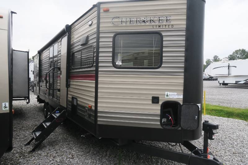 NEW 2018 FOREST RIVER CHEROKEE 274VFK - Overview | Berryland Campers