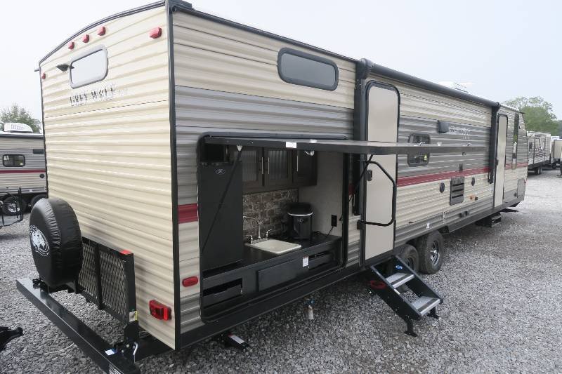 NEW 2018 FOREST RIVER CHEROKEE 29TE - Overview | Berryland Campers