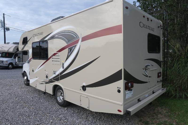 NEW 2018 THOR CHATEAU 23U - Overview | Berryland Campers