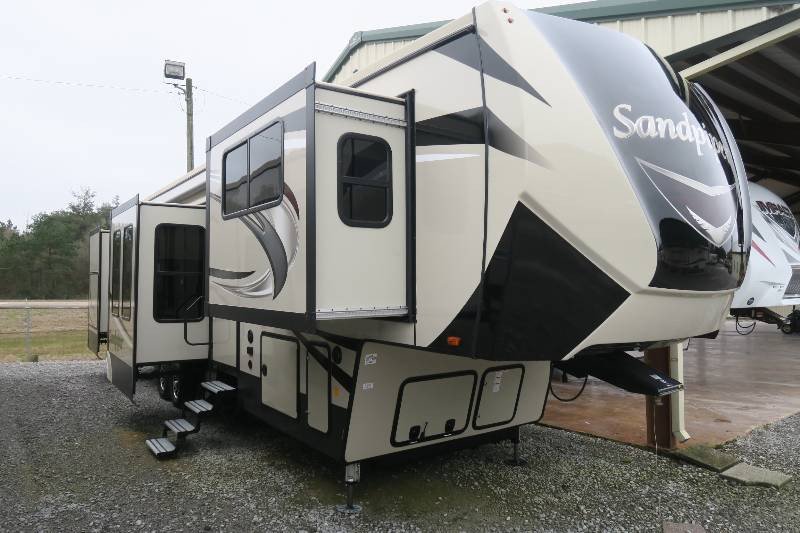 NEW 2018 FOREST RIVER SANDPIPER 379FLOK - Overview | Berryland Campers