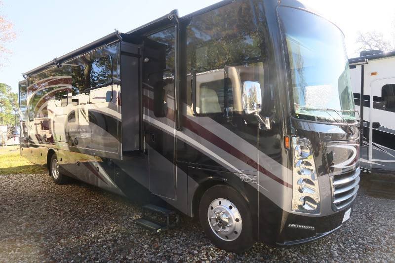 NEW 2018 THOR CHALLENGER 37YT - Overview | Berryland Campers