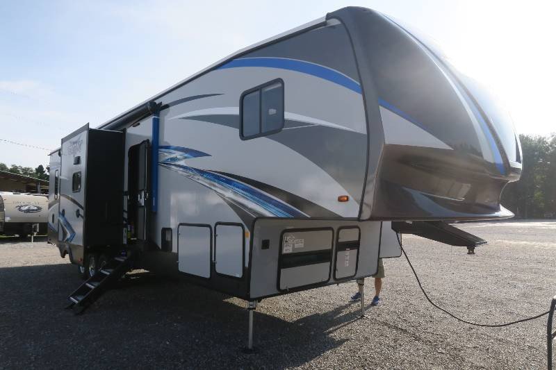 NEW 2018 FOREST RIVER VENGEANCE 377V - Overview | Berryland Campers